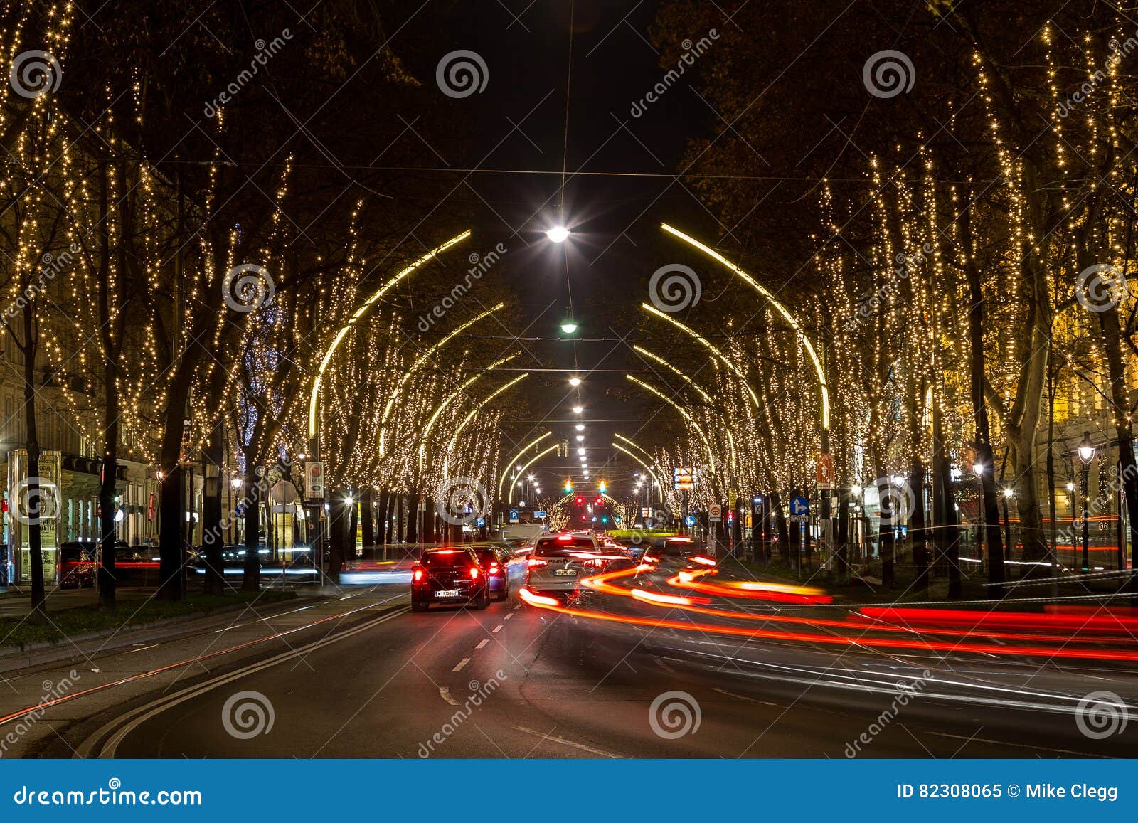Lights on the Vienna Ringstrasse Editorial Image - Image of vienna ...