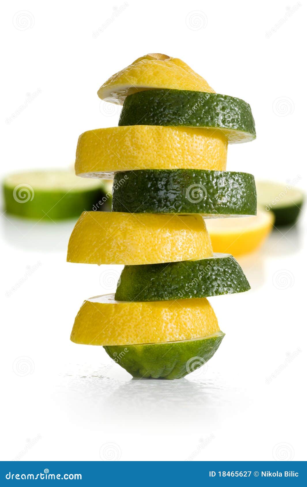 Limón y cal imagen de archivo. Imagen de blanco, cierre - 18465627