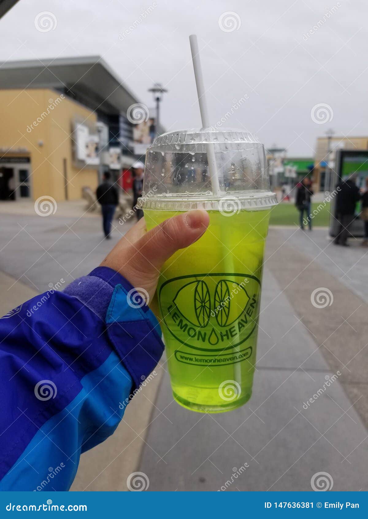 Lime Drink editorial photo. Image of drink, chunk, lime - 147636381