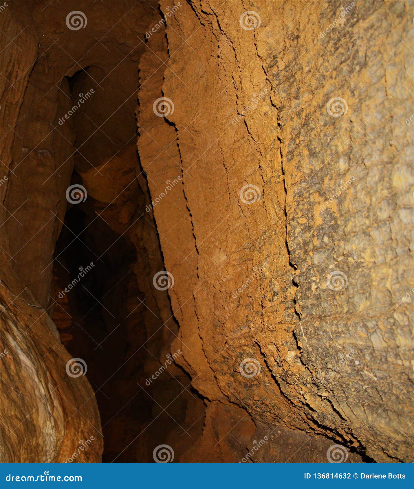Limestone Cascade Down the Cave Stock Photo - Image of brightly, caves ...