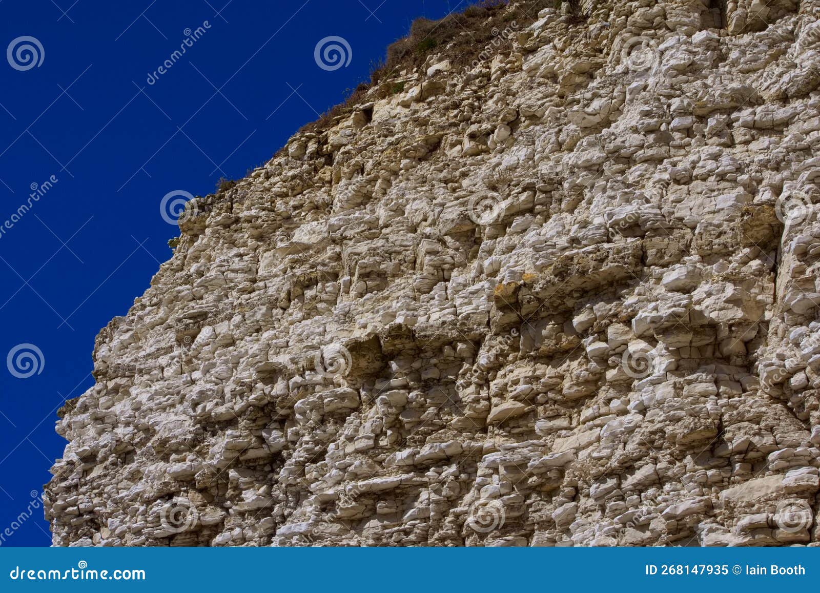 Limestone cliff face stock image. Image of chalk, beautiful - 268147935
