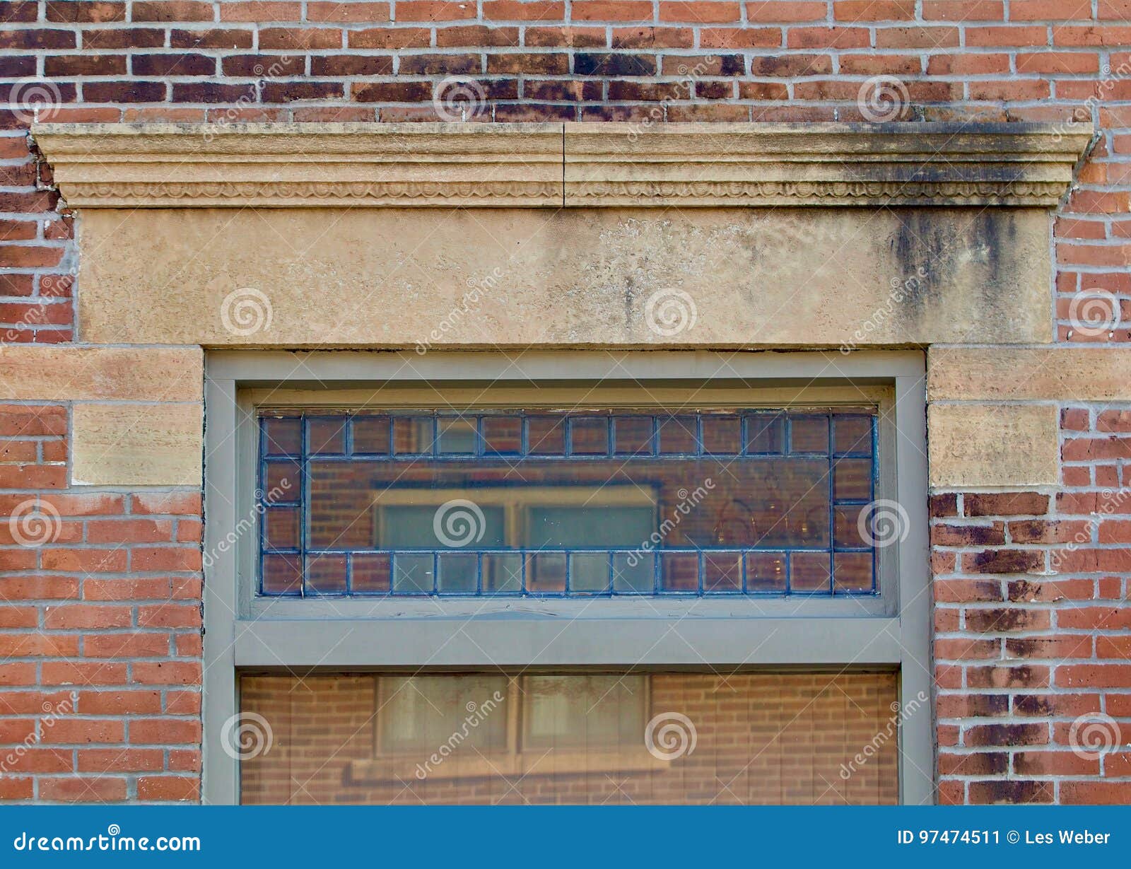 Window Lintel Construction. Steel Roof Trusses Details With Bricklaying ...