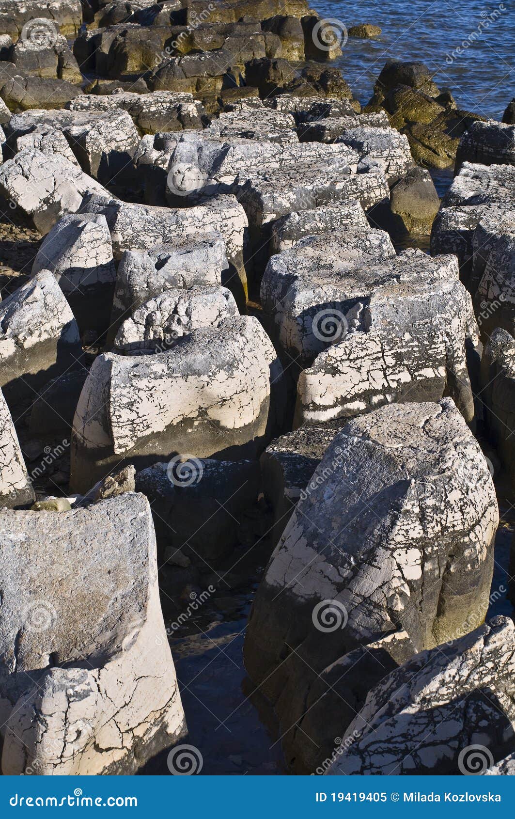Limestone seashore stock image. Image of adriatic, beach - 19419405