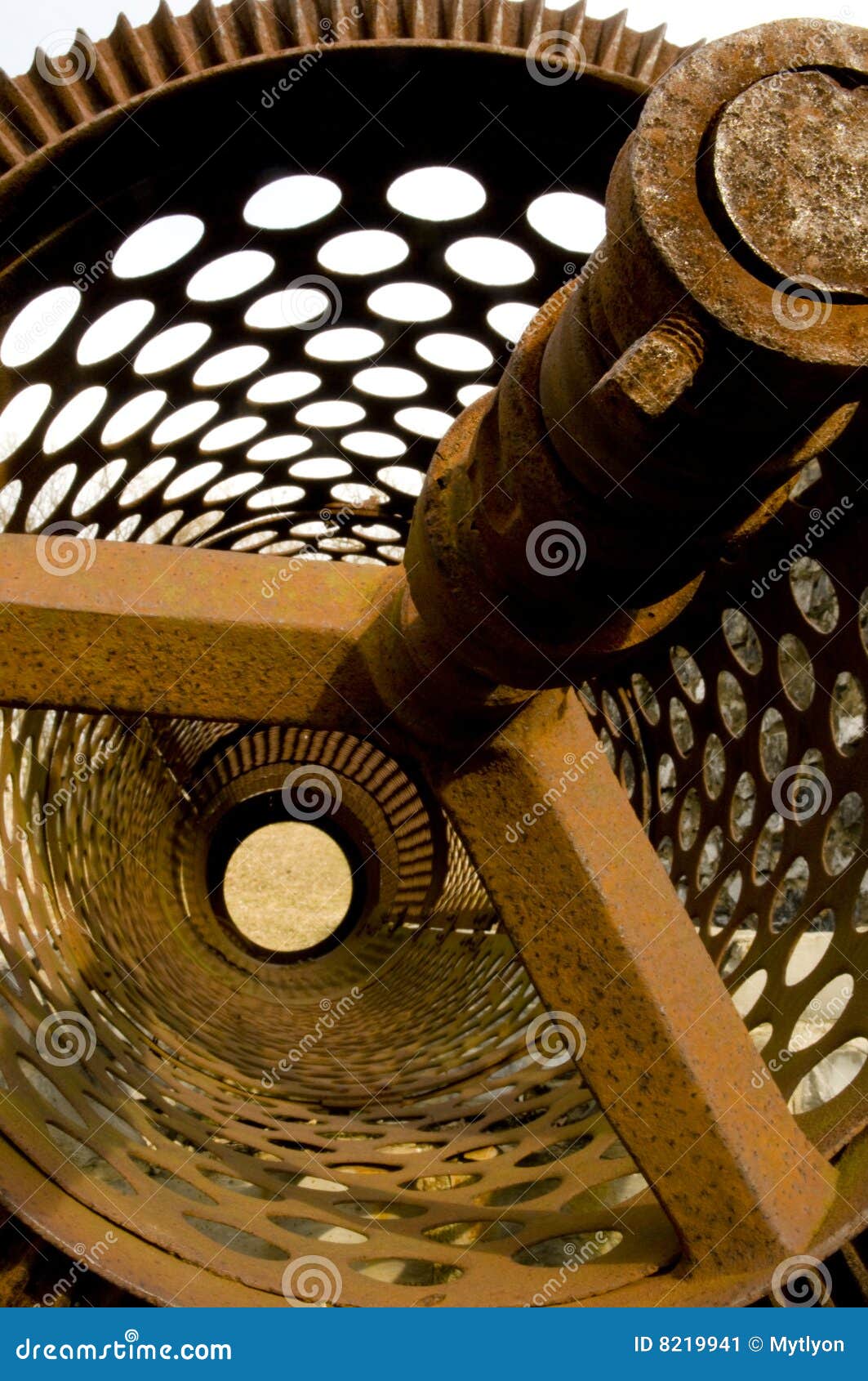 Limestone separator stock image. Image of metal, axle - 8219941