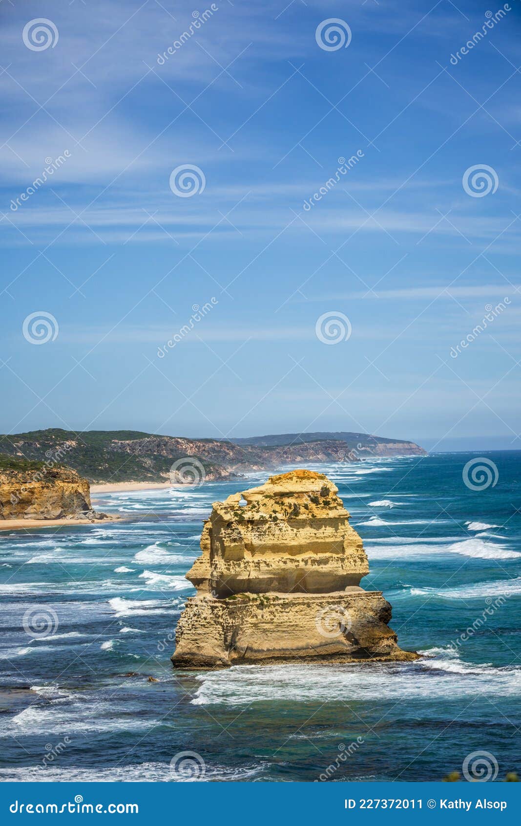 Limestone Stack at the 12 Apostles Stock Image - Image of limestone ...