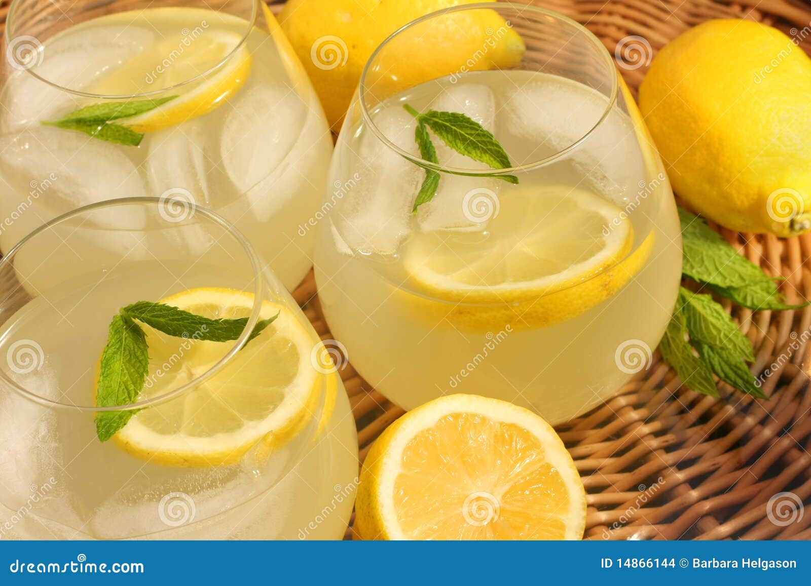 Limonada foto de archivo. Imagen de fresco, bebida, verano - 14866144