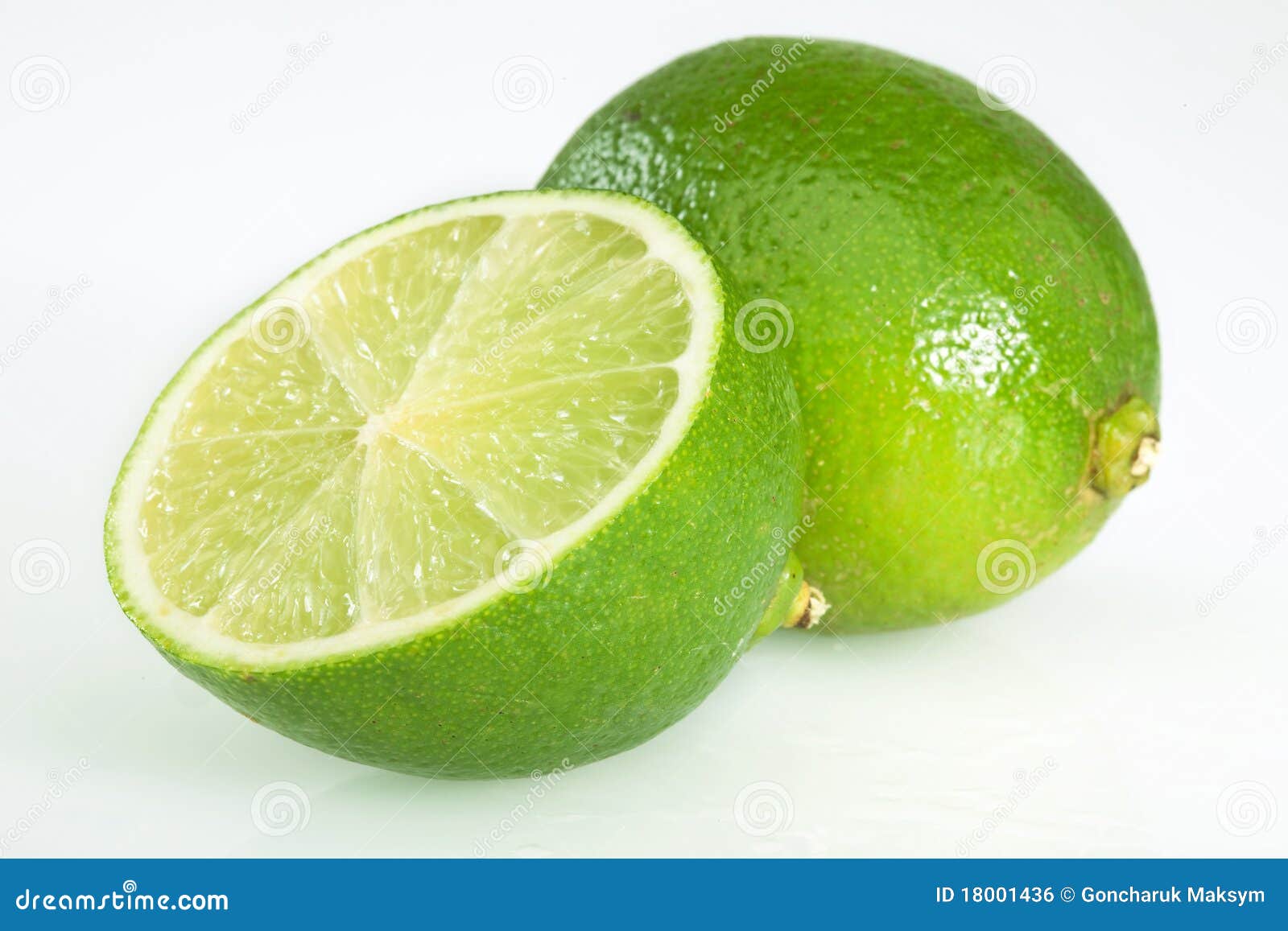 Limones verdes foto de archivo. Imagen de delicioso, pares - 18001436