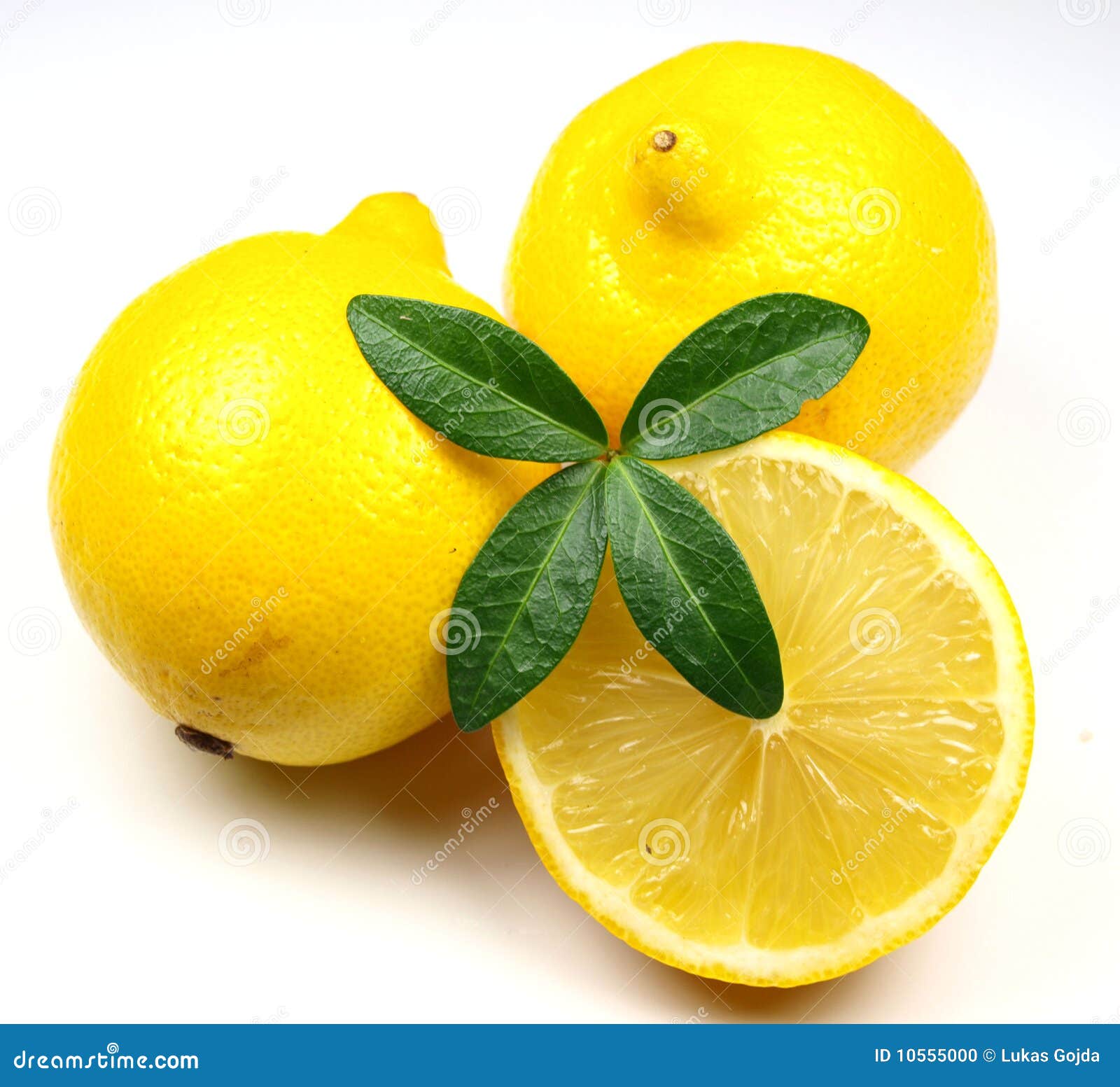 Limoni fotografia stock. Immagine di nutriente, fresco - 10555000