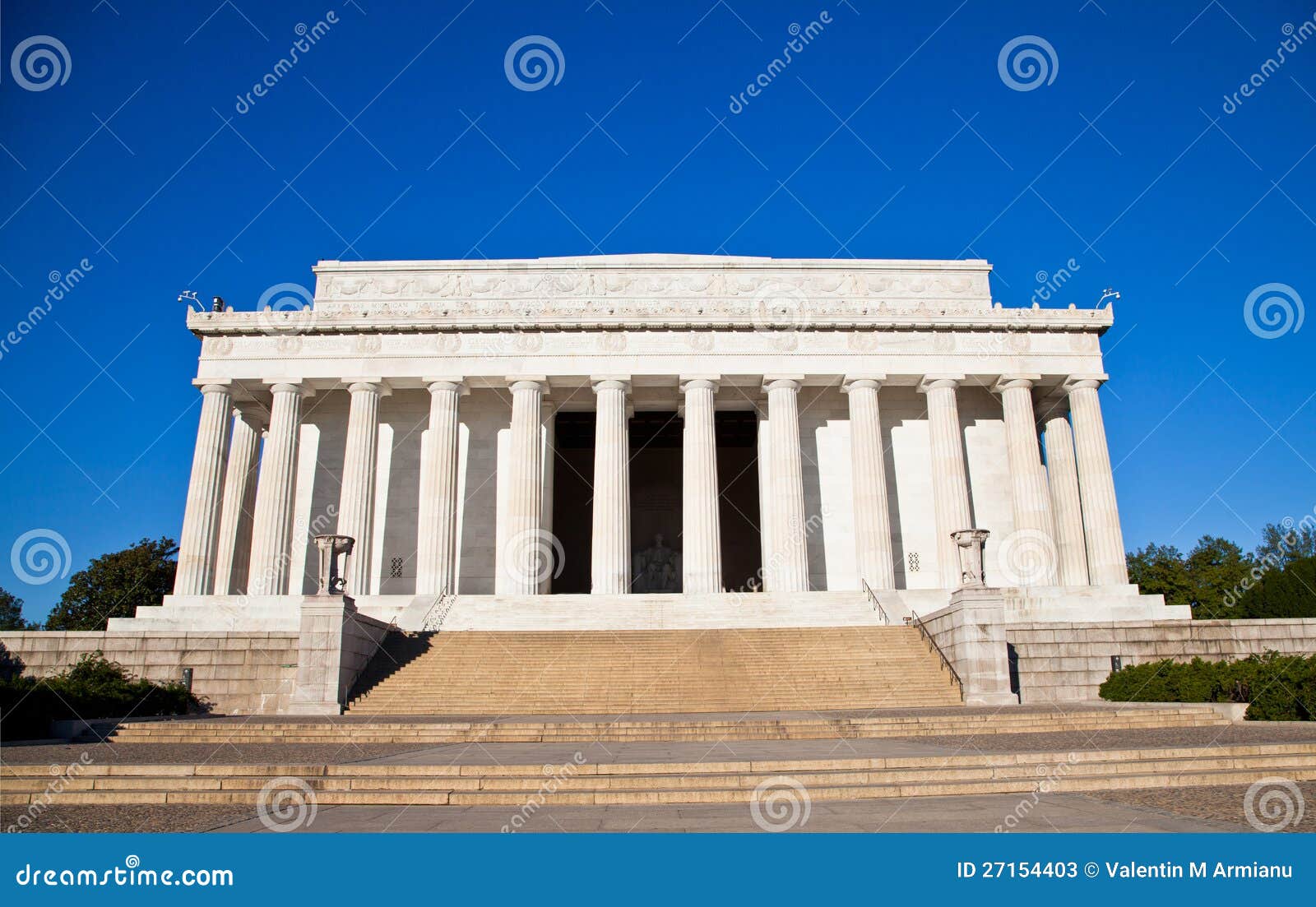 The Lincoln Memorial stock image. Image of national, states - 27154403