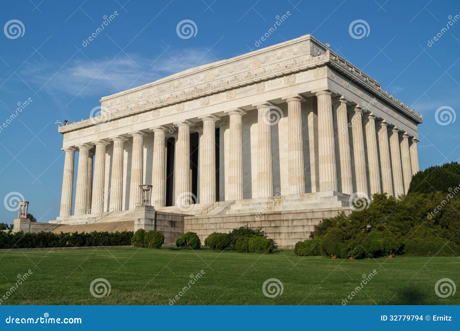 Lincoln Memorial editorial stock image. Image of mall - 32779794