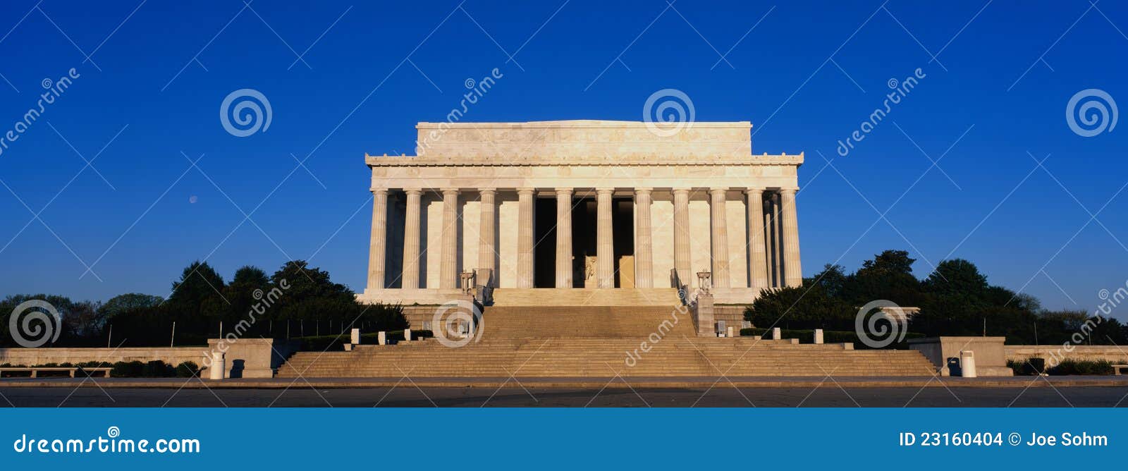 Lincoln Memorial in Morning Light Editorial Stock Image - Image of ...