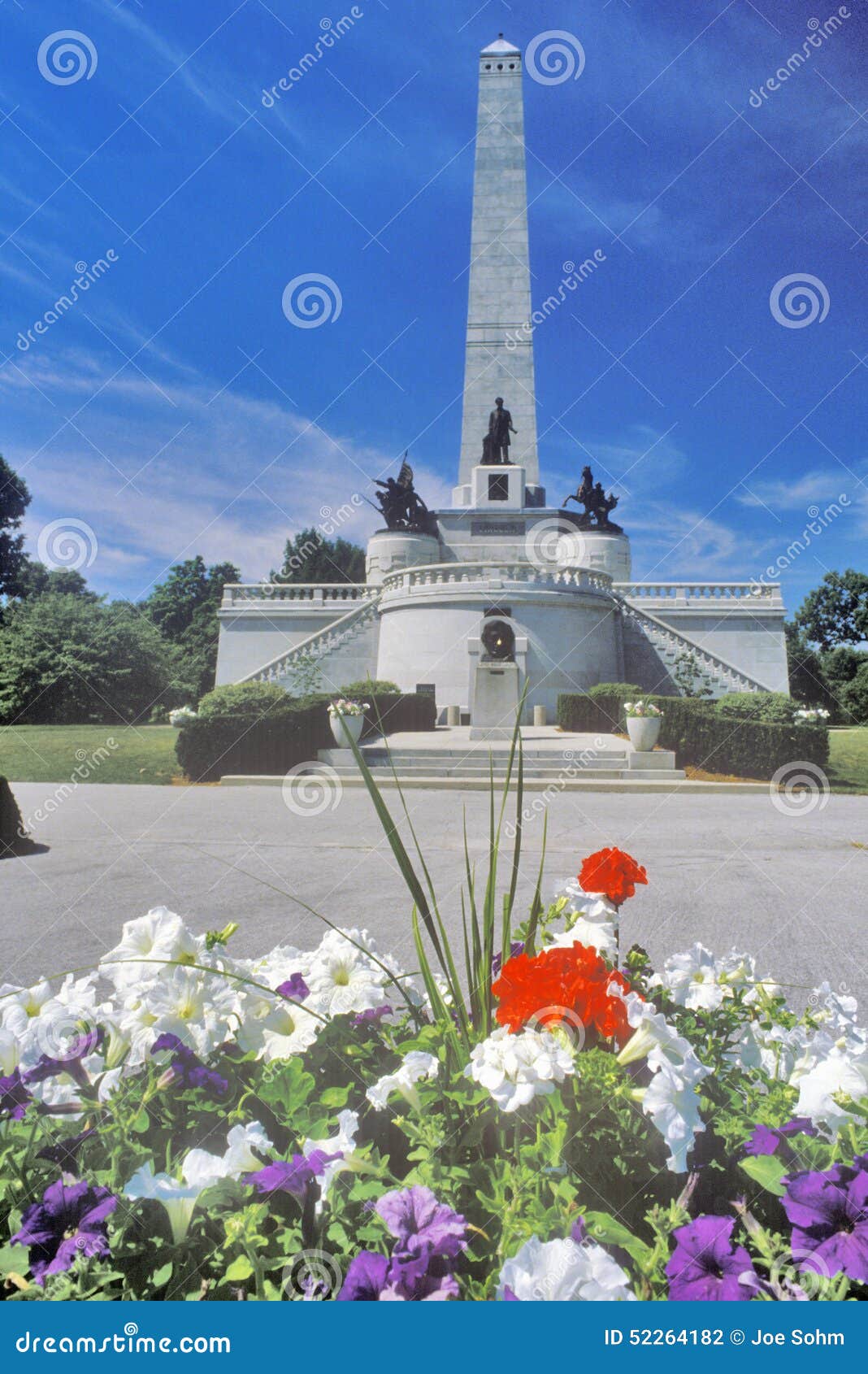 Lincoln Memorial, Springfield, Illinois Stock Photo - Image of ...
