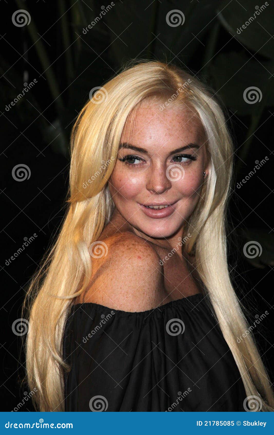Lindsay Lohan editorial image. Image of game, saints - 21785085
