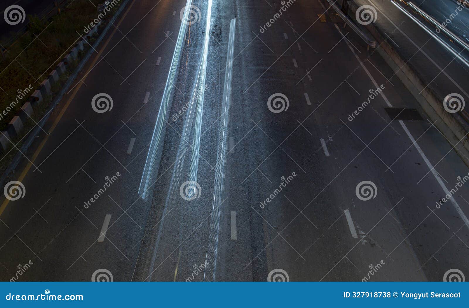 Line of Light Showing Movement and Shadow Dark Stock Photo - Image of ...