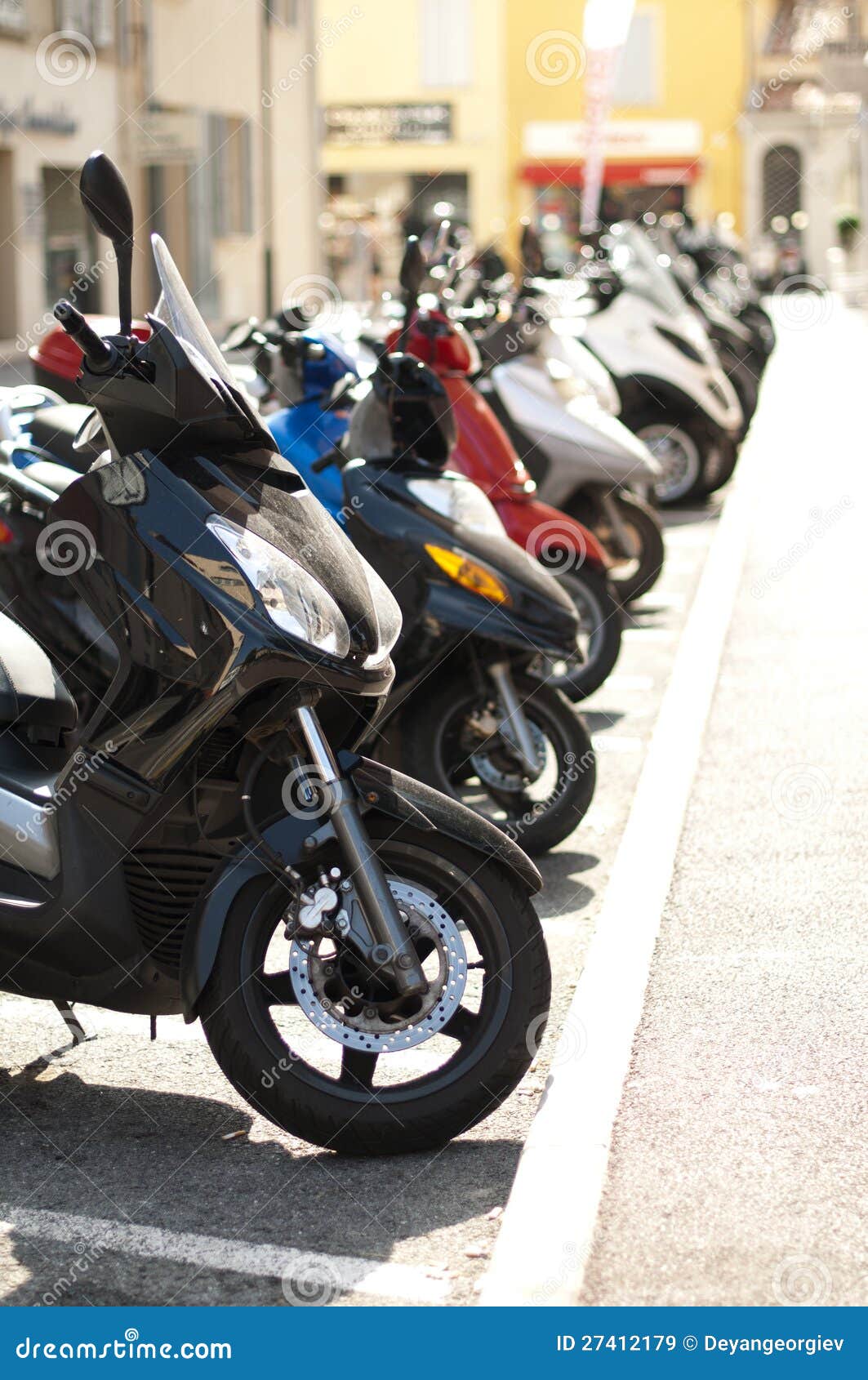 A line of mopeds/scooters stock image. Image of parked - 27412179