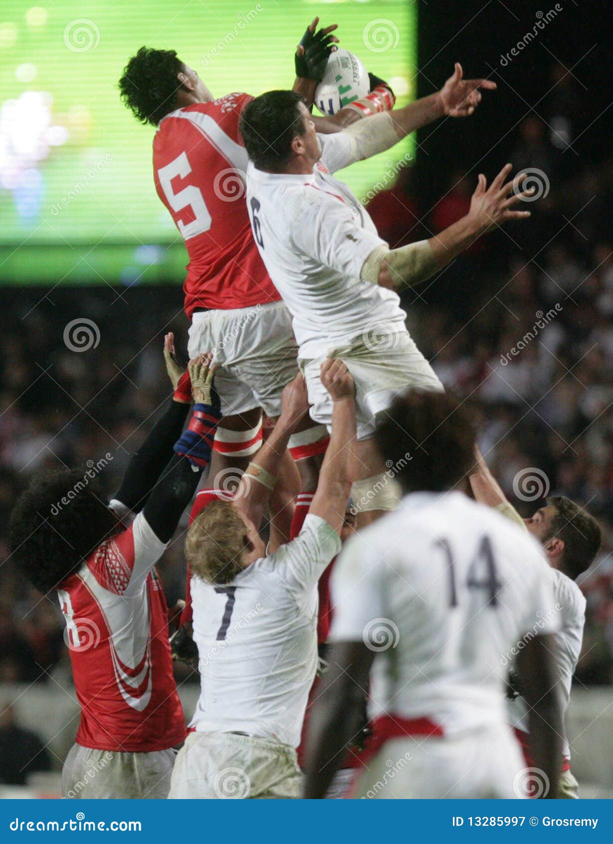 Line-out editorial photography. Image of forward, group - 13285997