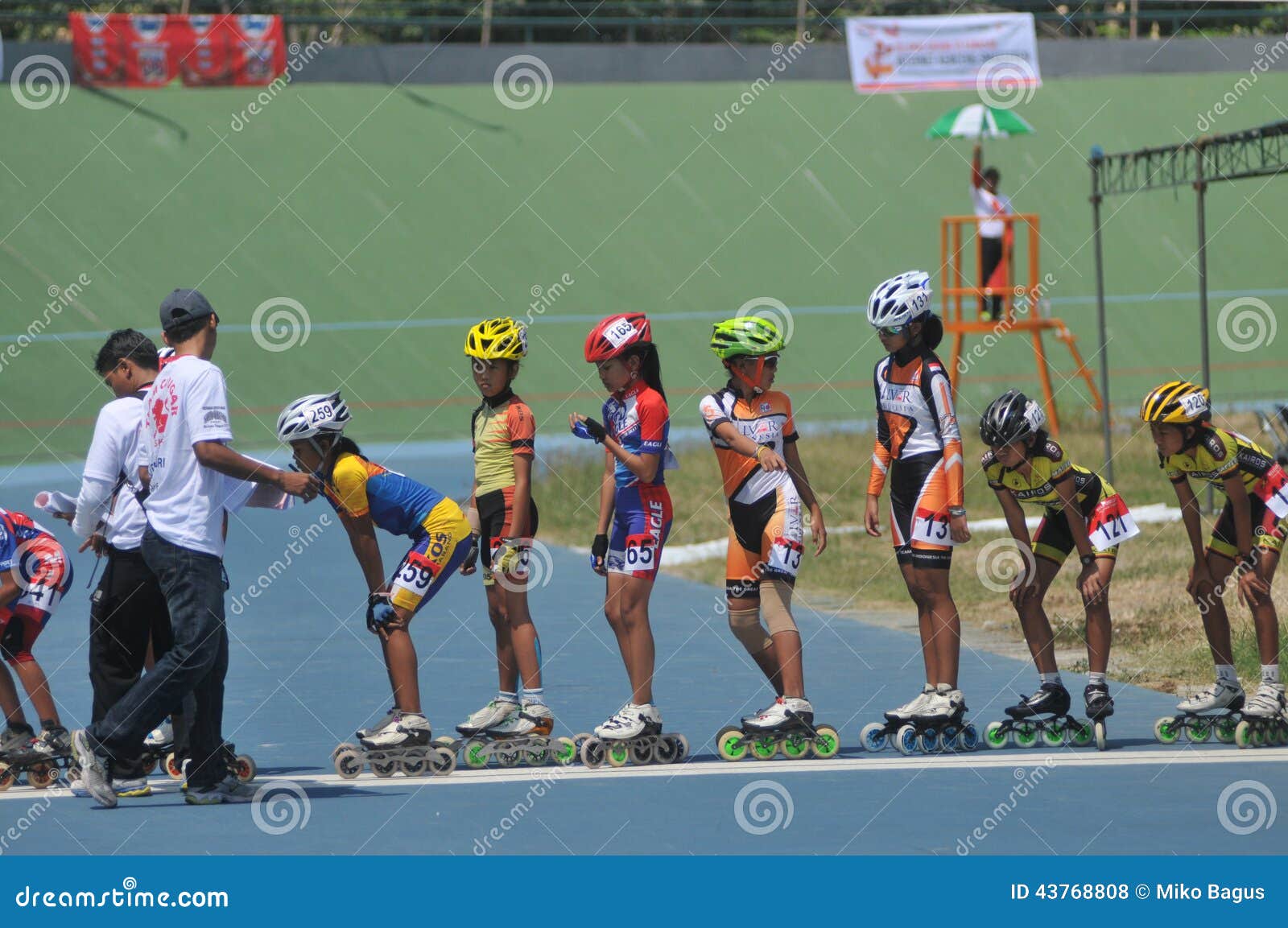 In Line Skate Competition editorial stock photo. Image of java - 43768808