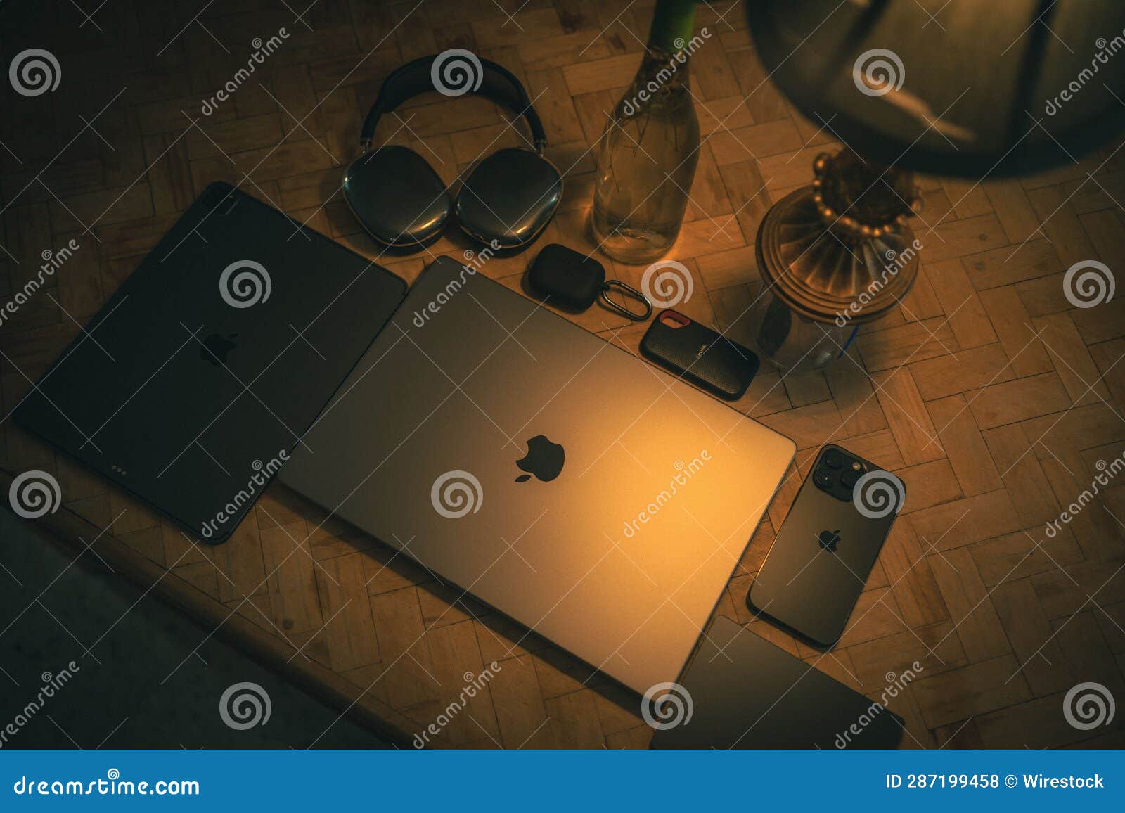 2023 Lineup of Apple Ecosystem Editorial Stock Photo - Image of status ...