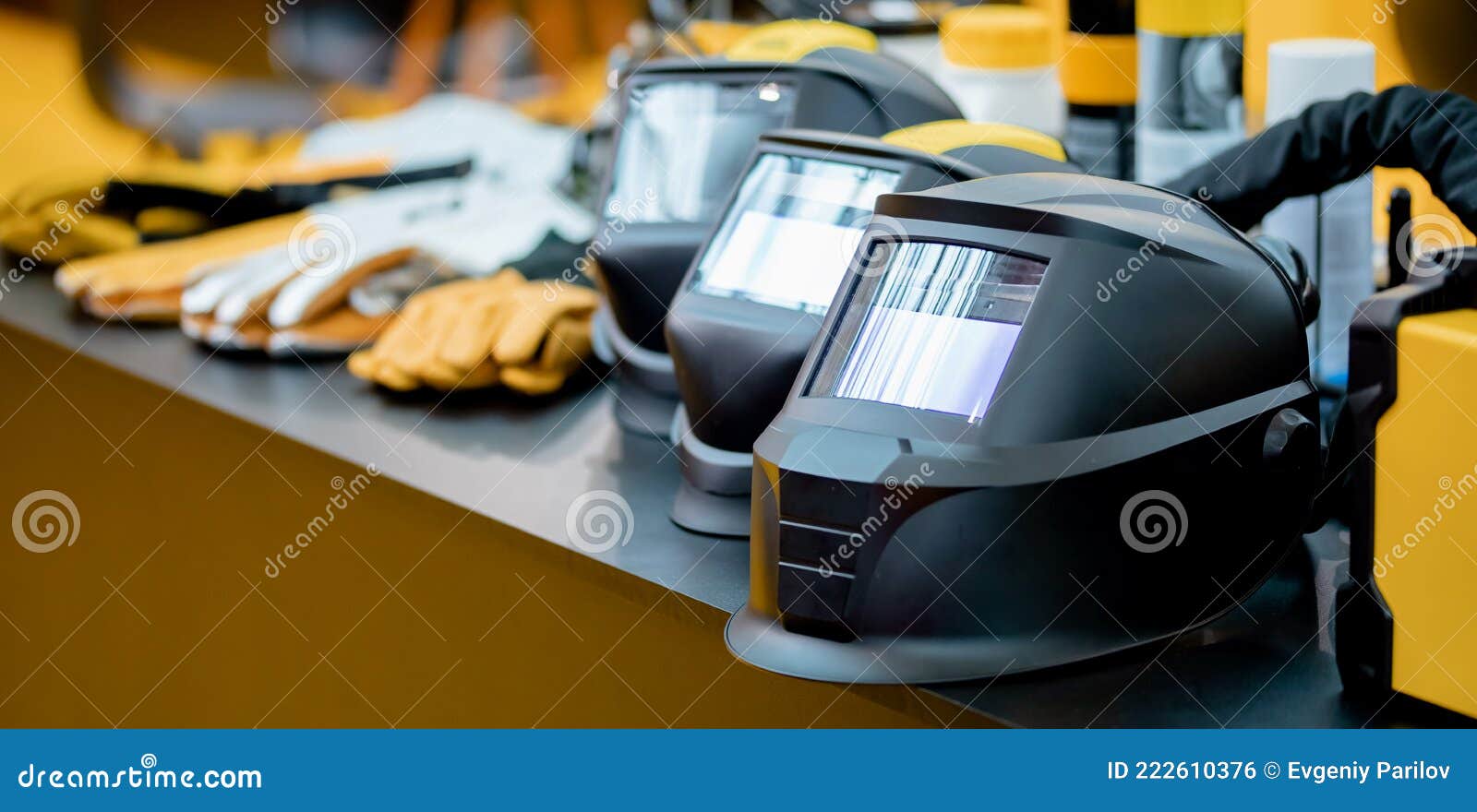Lineup is Protective Mask for Welder, Uniform with Forced Air ...