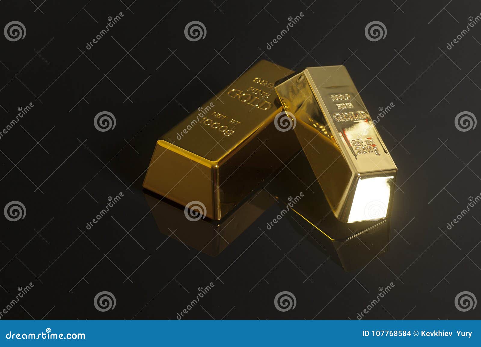 Lingote De Oro Aislado En Fondo Negro Foto de archivo - Imagen de ...