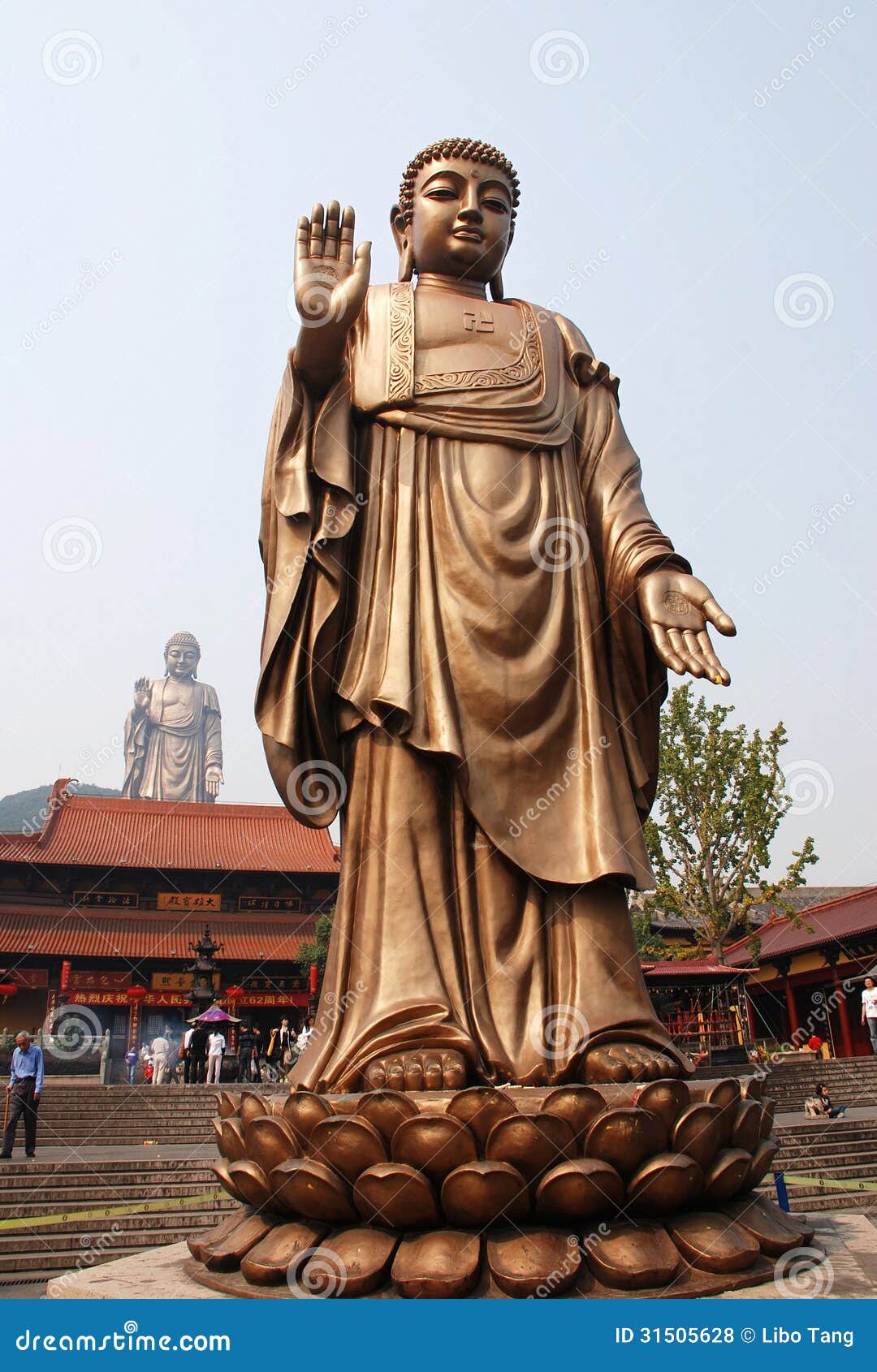 Lingshan buddha redaktionell arkivfoto. Bild av bucolic - 31505628