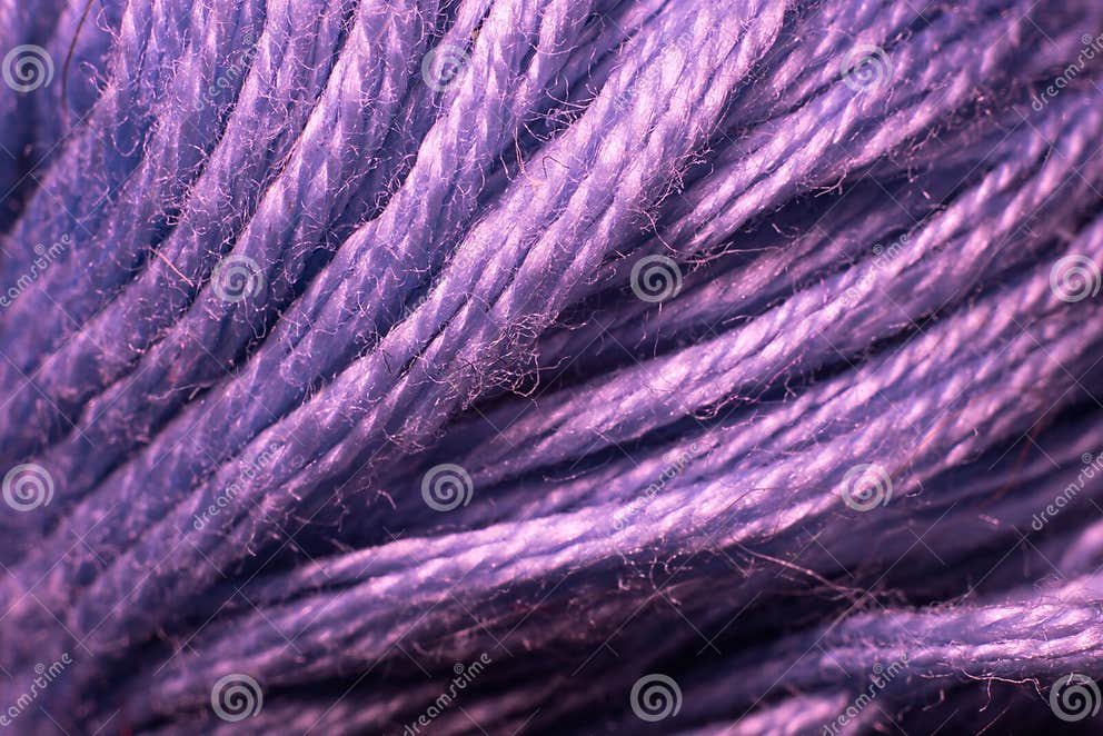 Linha Roxa Para Bordar Um Macro Foto de Stock - Imagem de ponto, lazer ...
