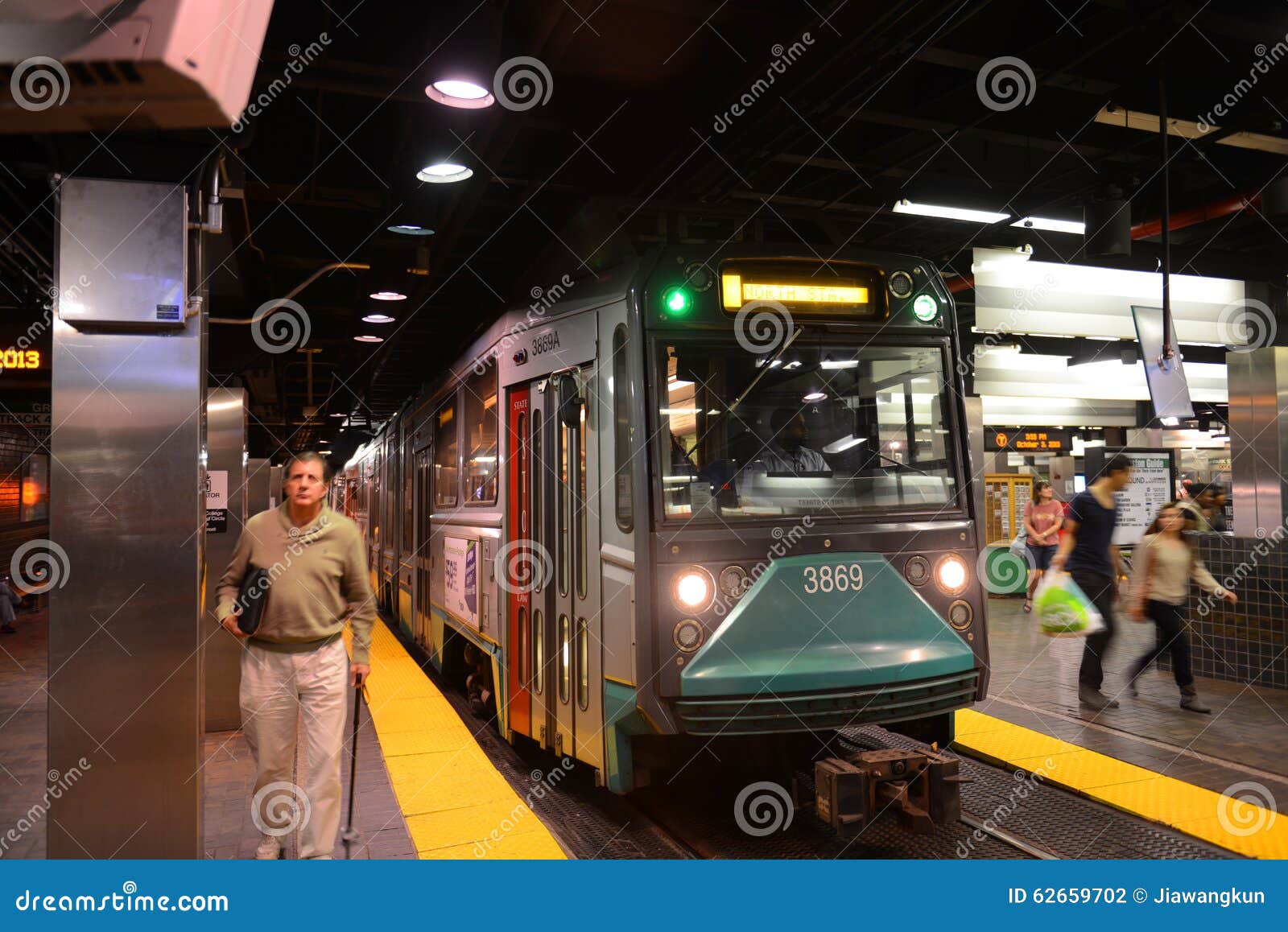 Linha Vermelha Do Metro De Boston, Massachusetts, EUA Fotografia ...