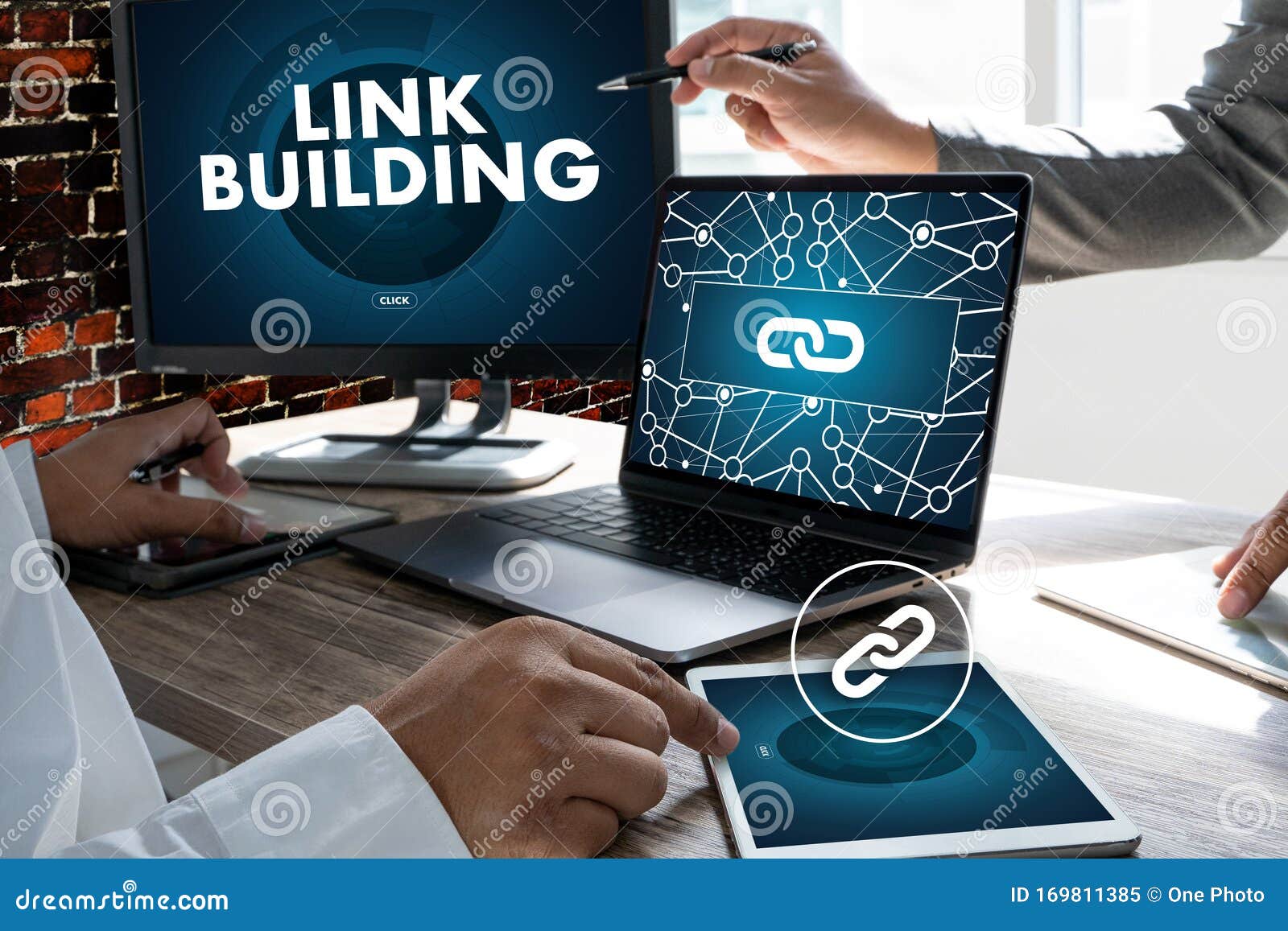 LINK BUILDING Connect Link Communication Contact Network Stock Image ...