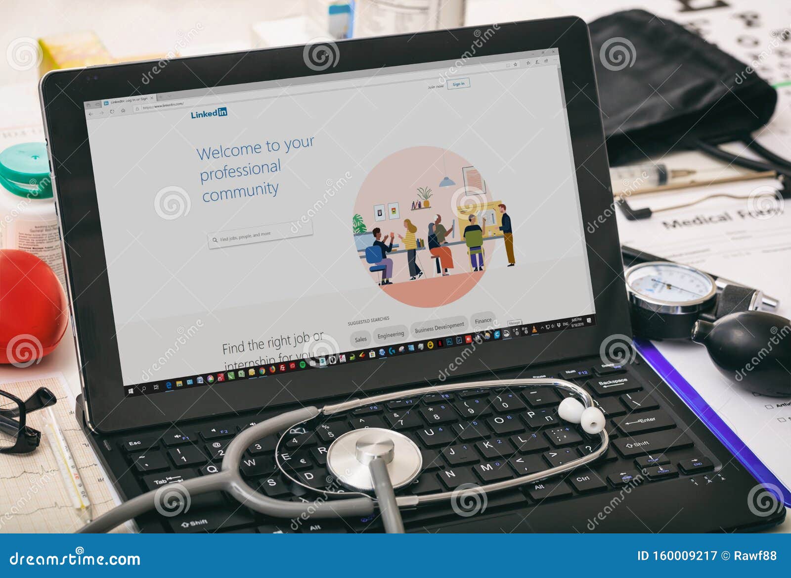 Linkedin on the Computer Screen, Doctors Workspace Editorial ...