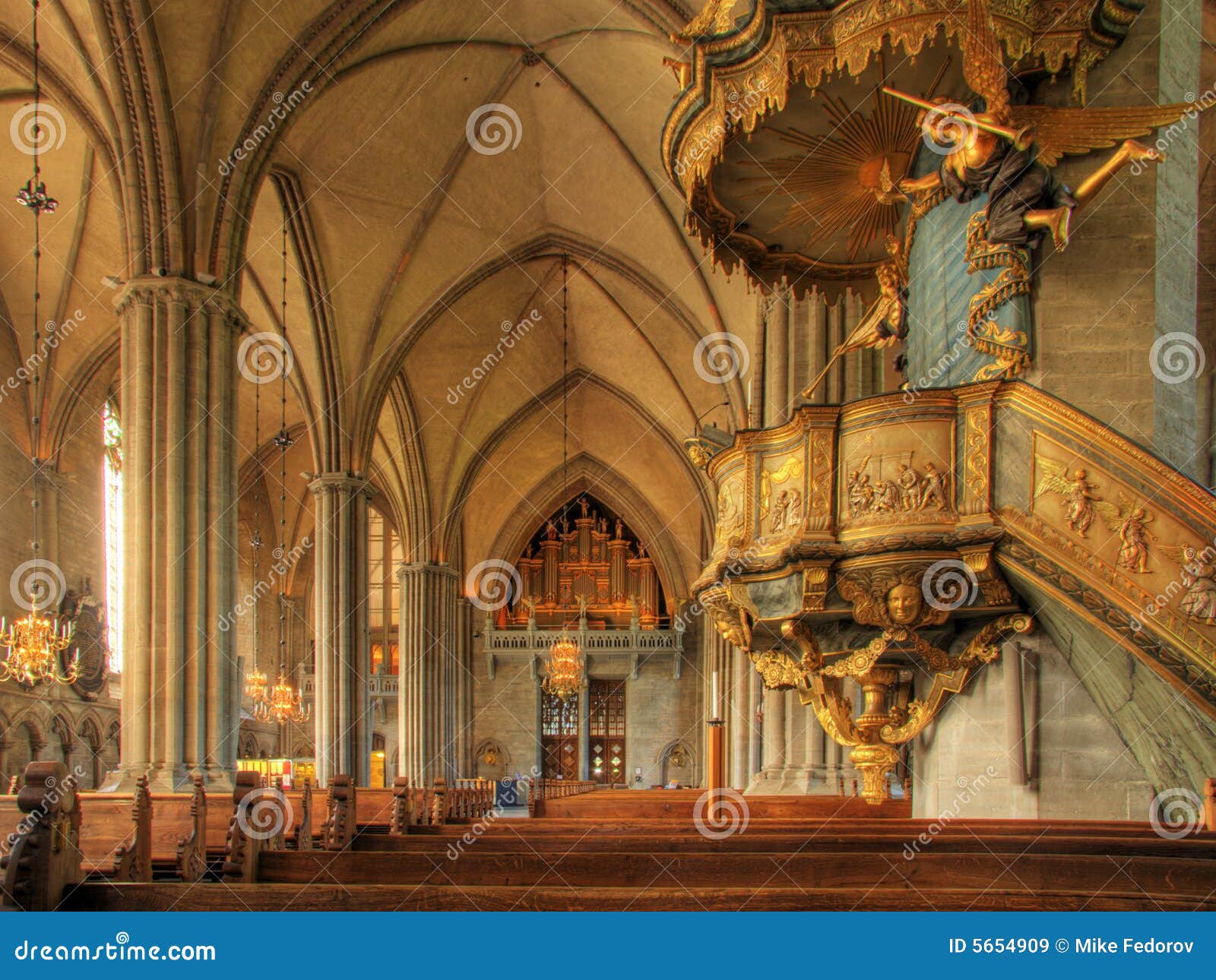 Linkoping State Cathedral editorial stock image. Image of cross - 5654909