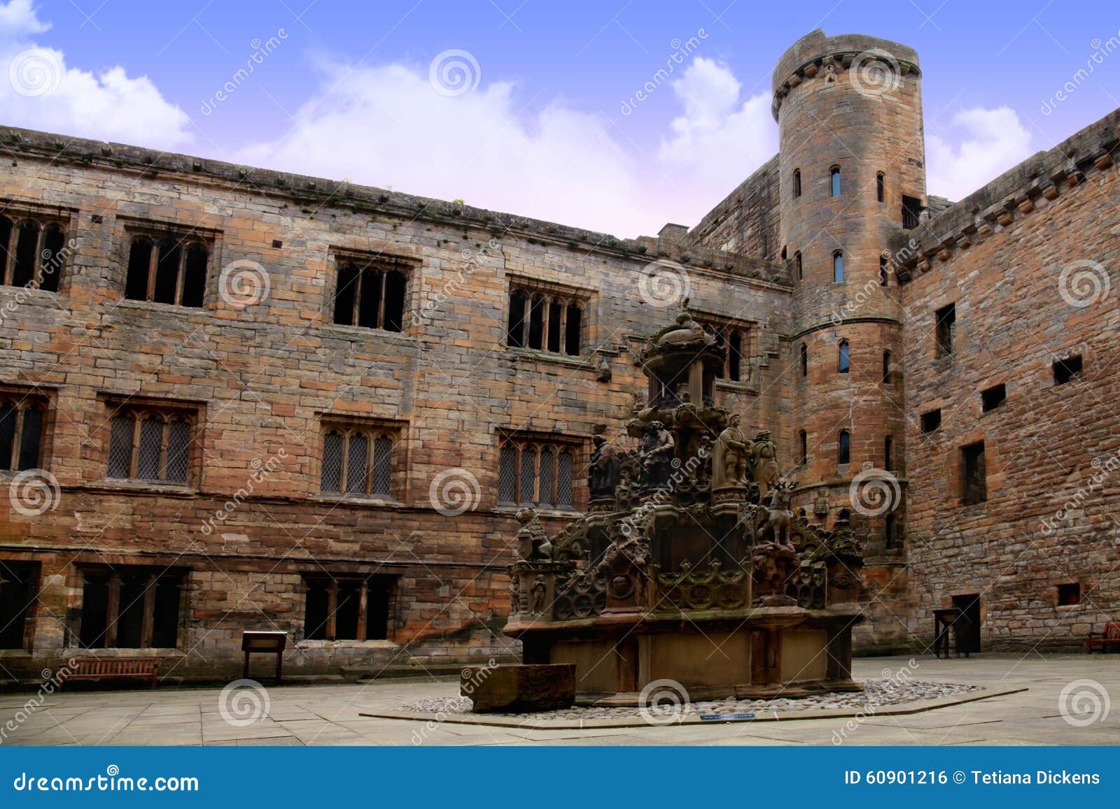 Linlithgow Castle, Scotland. Stock Photo - Image of castle, kingdom ...
