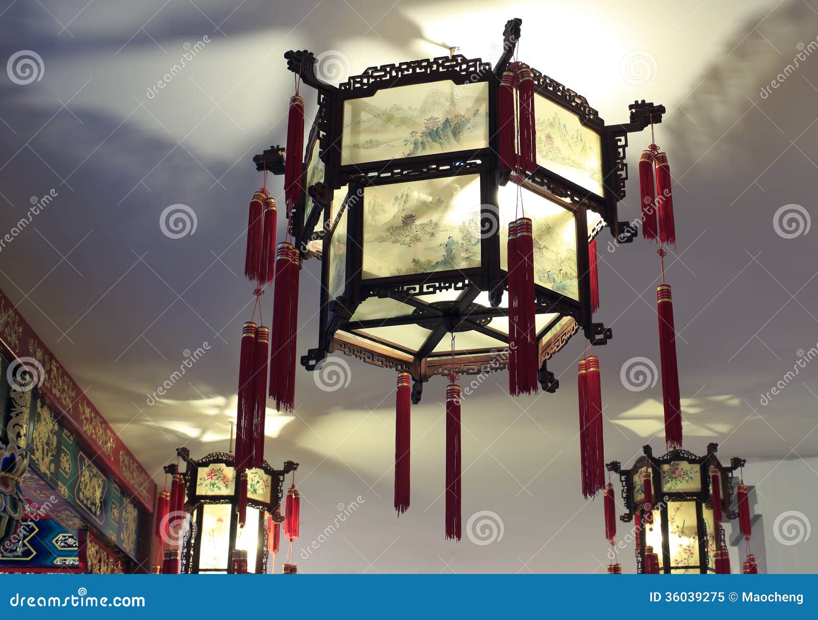 Linterna Tradicional China Del Palacio Imagen de archivo - Imagen de ...