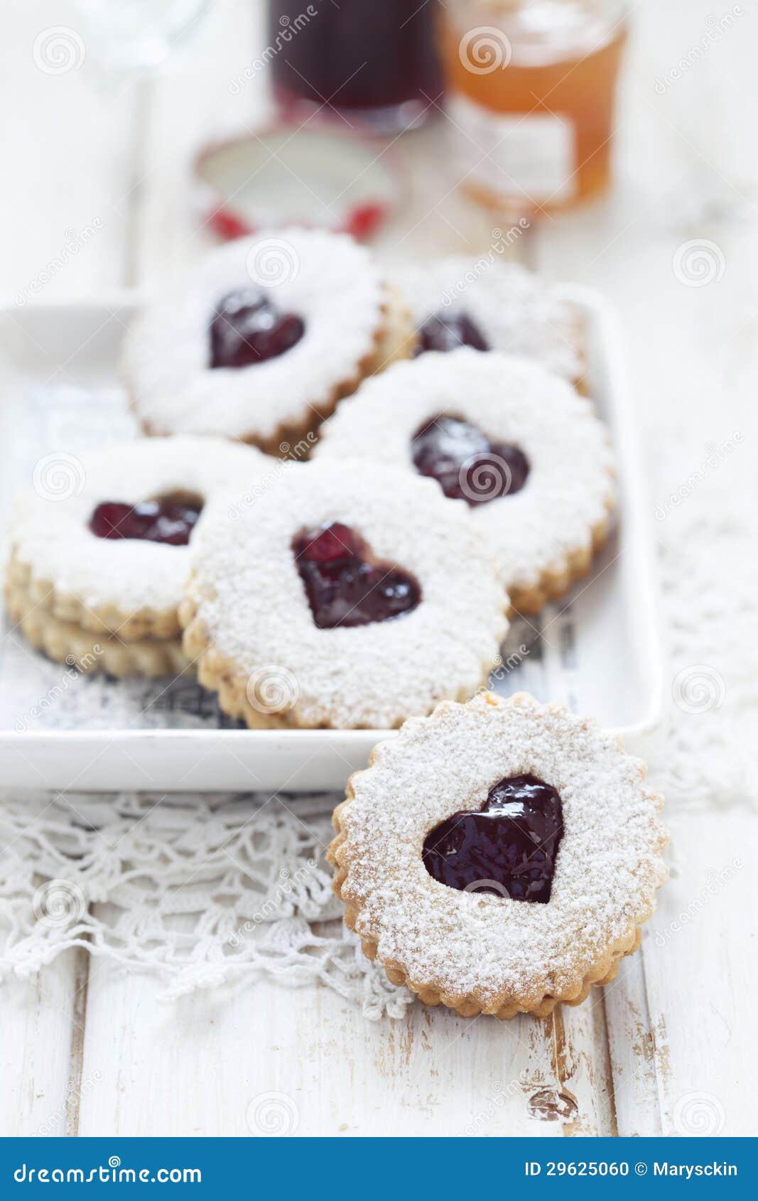 357 Linzer Cookies Fruit Stock Photos - Free & Royalty-Free Stock ...