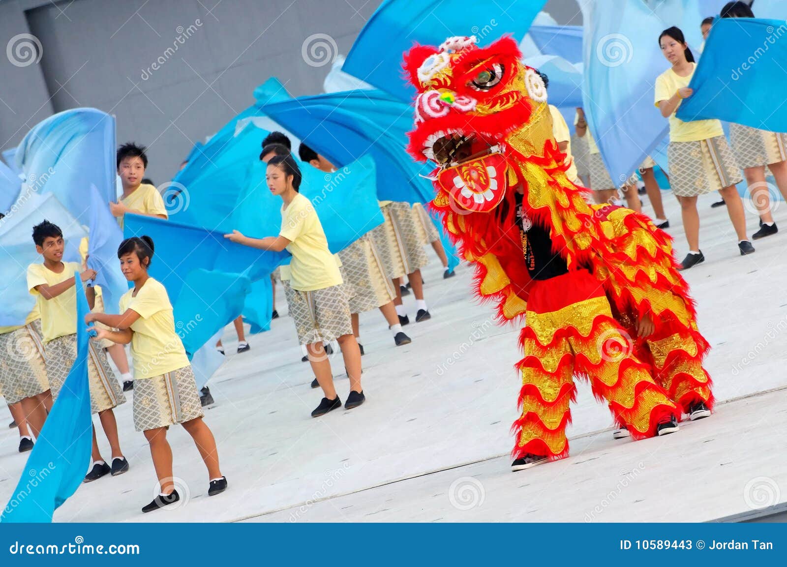 Lion Dance Performance at NDP 2009 Editorial Stock Photo - Image of ...