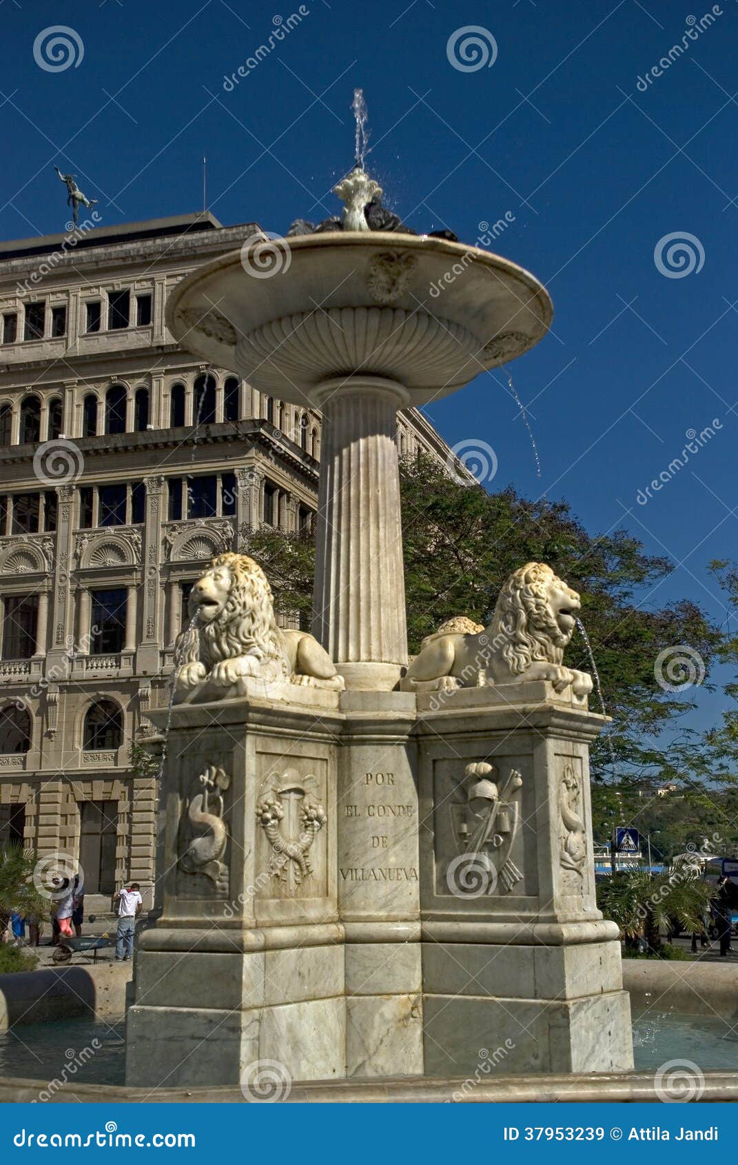 Lion Fountain, Havana, Cuba Editorial Stock Image - Image of american ...