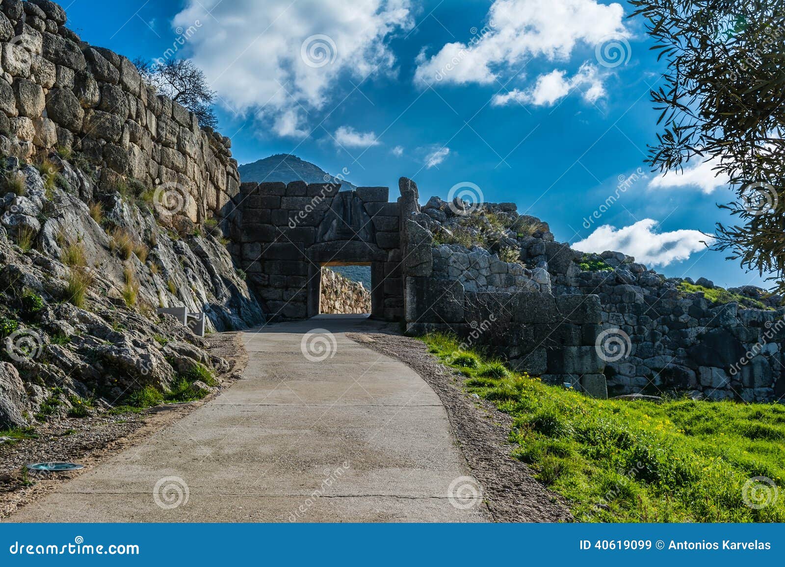 The Lion Gate in Mykines, Greece Stock Image - Image of arch, mycenae ...