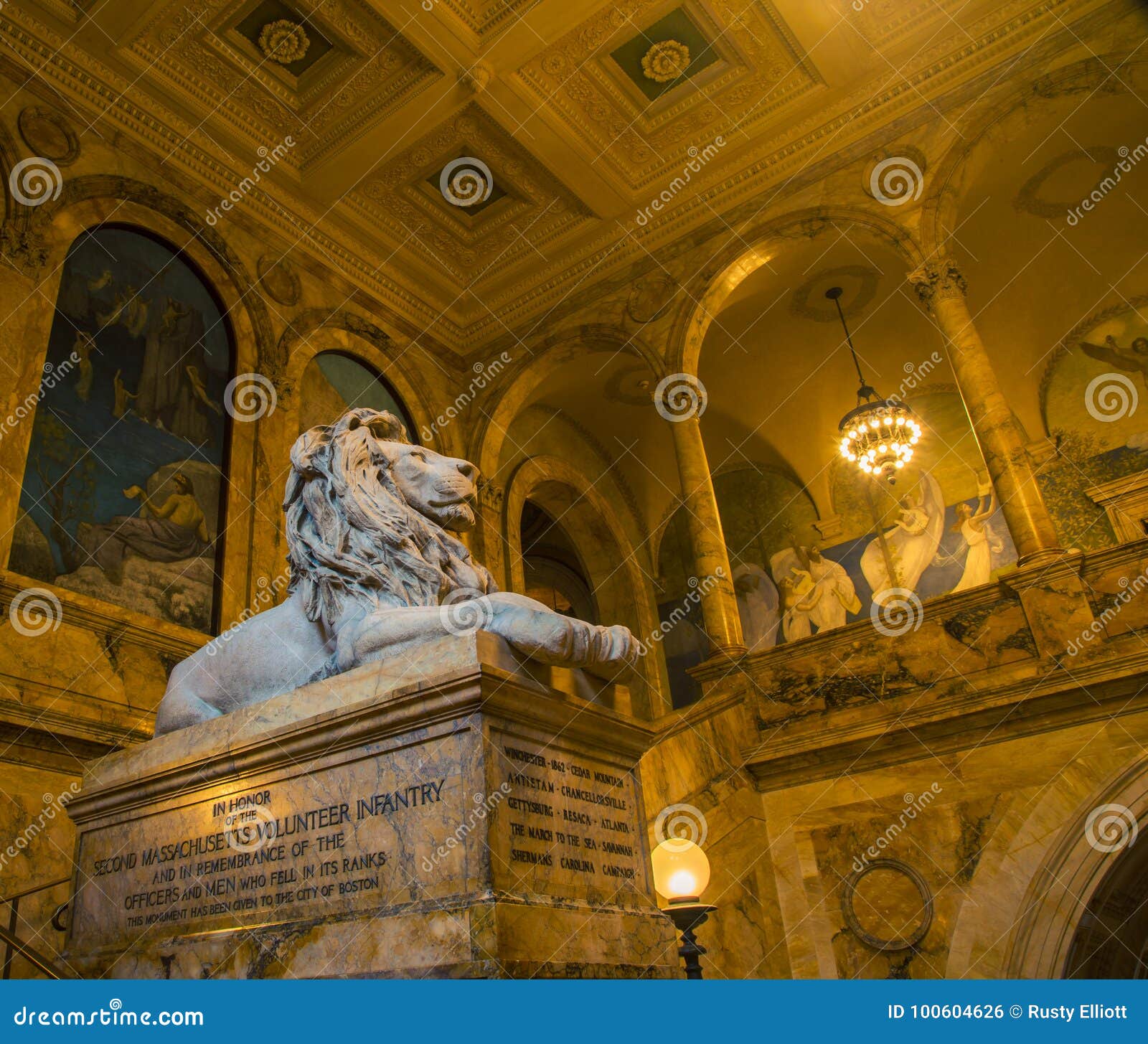 Lion statue boston library editorial photo. Image of stairs - 100604626
