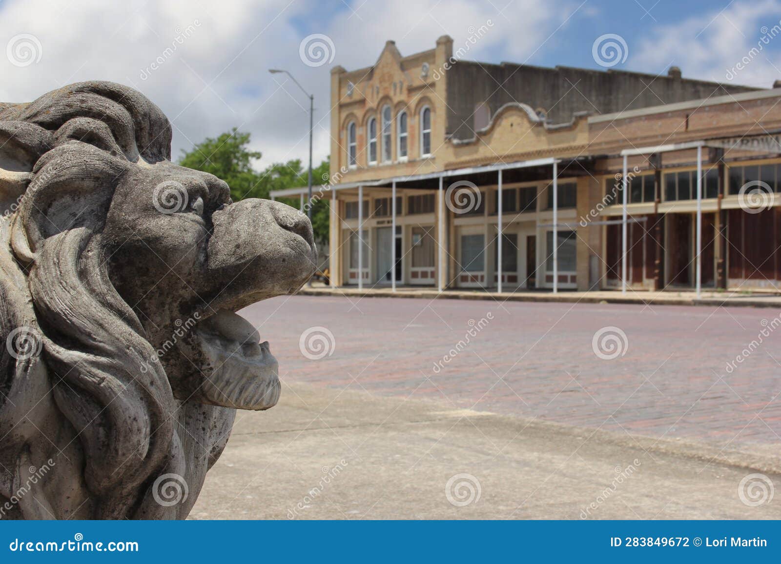 Lion Statue Located in Historic Downtown Granger Texas Stock Photo ...