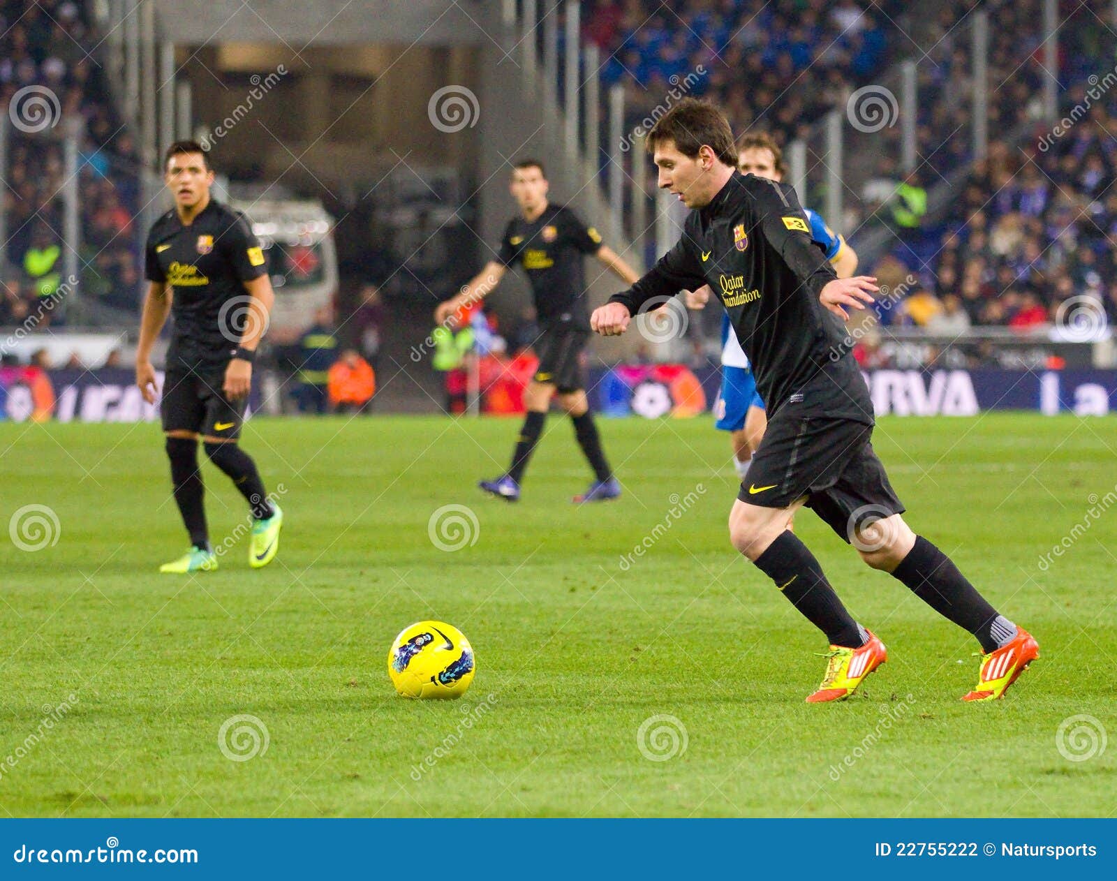Lionel Messi in action editorial photography. Image of champions - 22755222