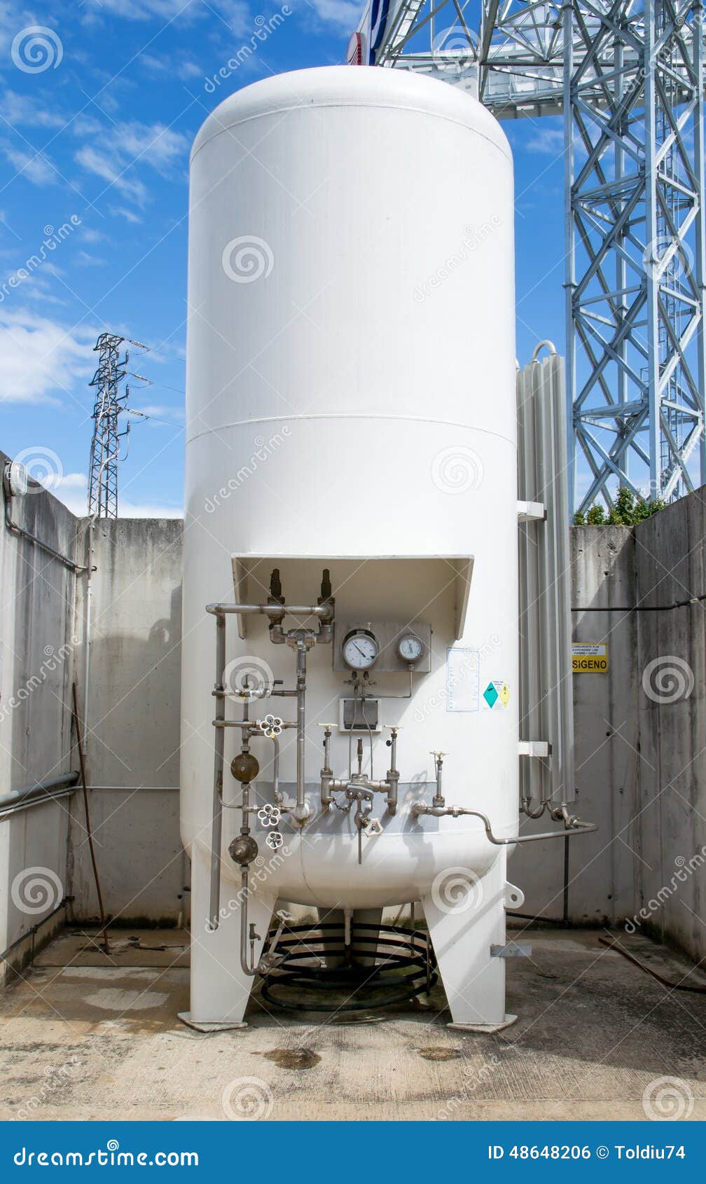 Liquid nitrogen tank stock photo. Image of container - 48648206