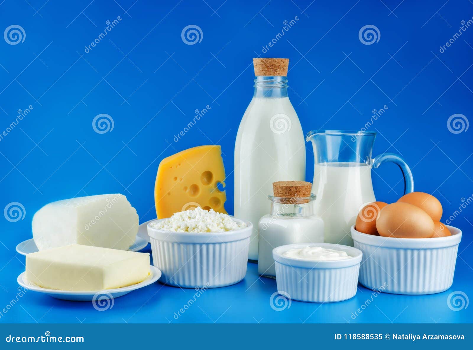 Lista de productos lácteos imagen de archivo. Imagen de bebida - 118588535