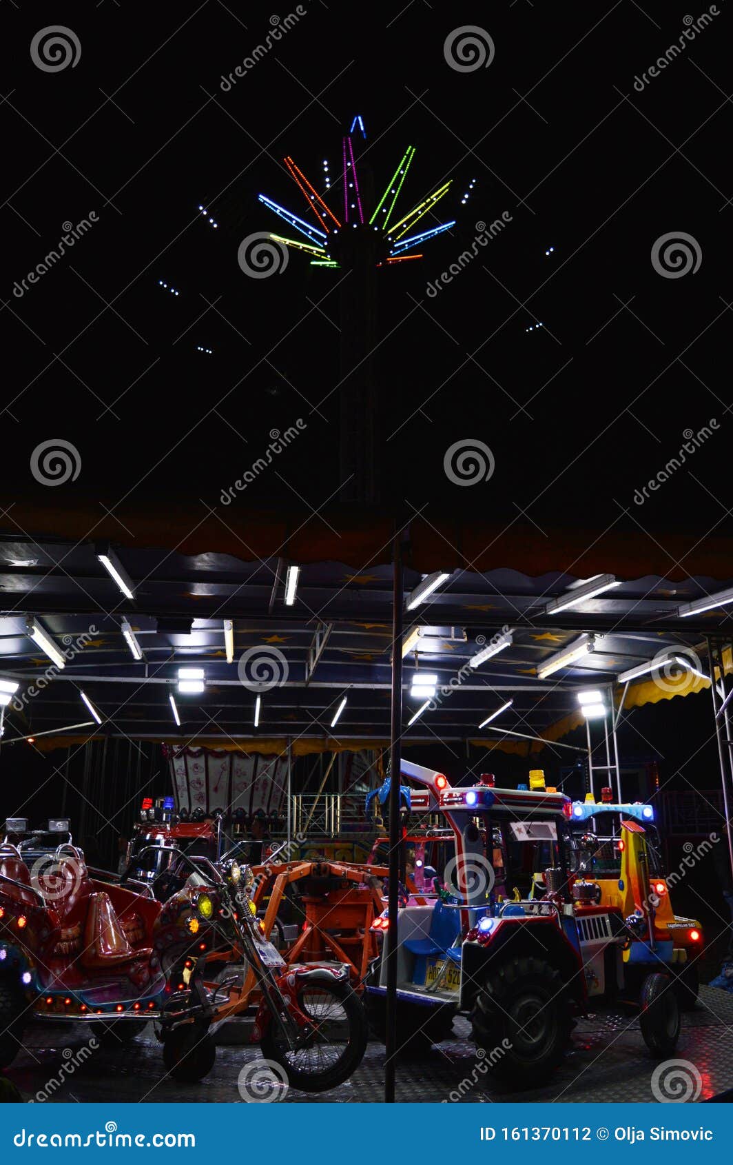 Roundabout at Night at the Fair Editorial Photography - Image of colors ...