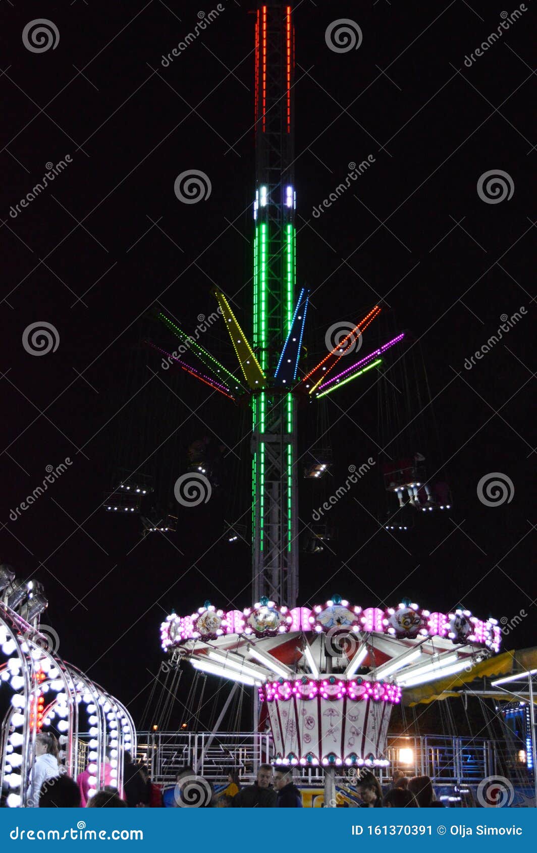 Roundabout at Night at the Fair Editorial Photo - Image of colors, dark ...