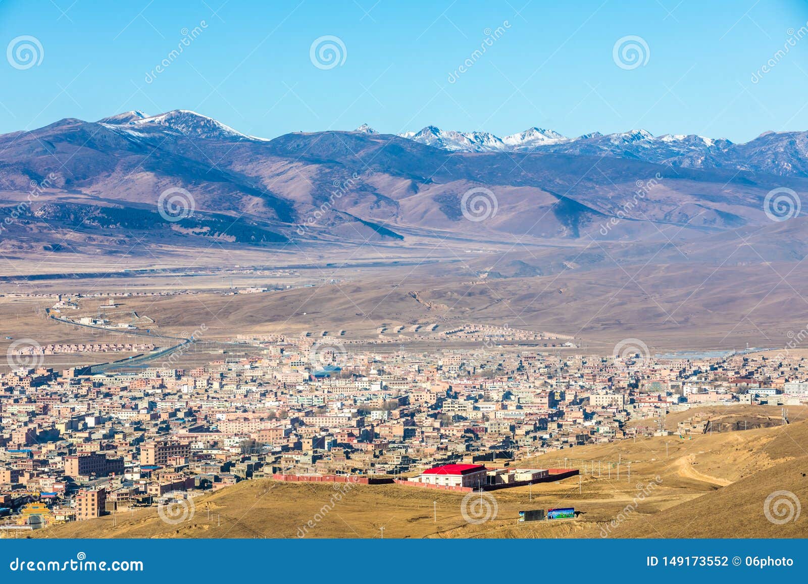 Litang Town in Sichuan of China Stock Photo - Image of cityscape ...