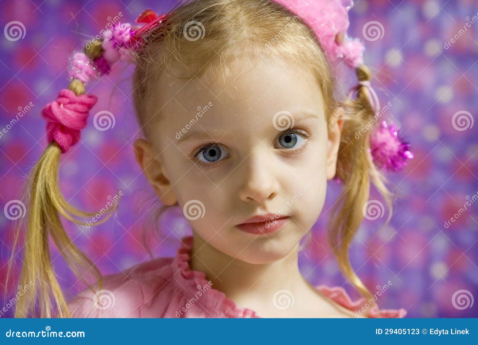 Foto av modellen i bildlegitimation 29405123 av Edyta Linek (Hallgerd)