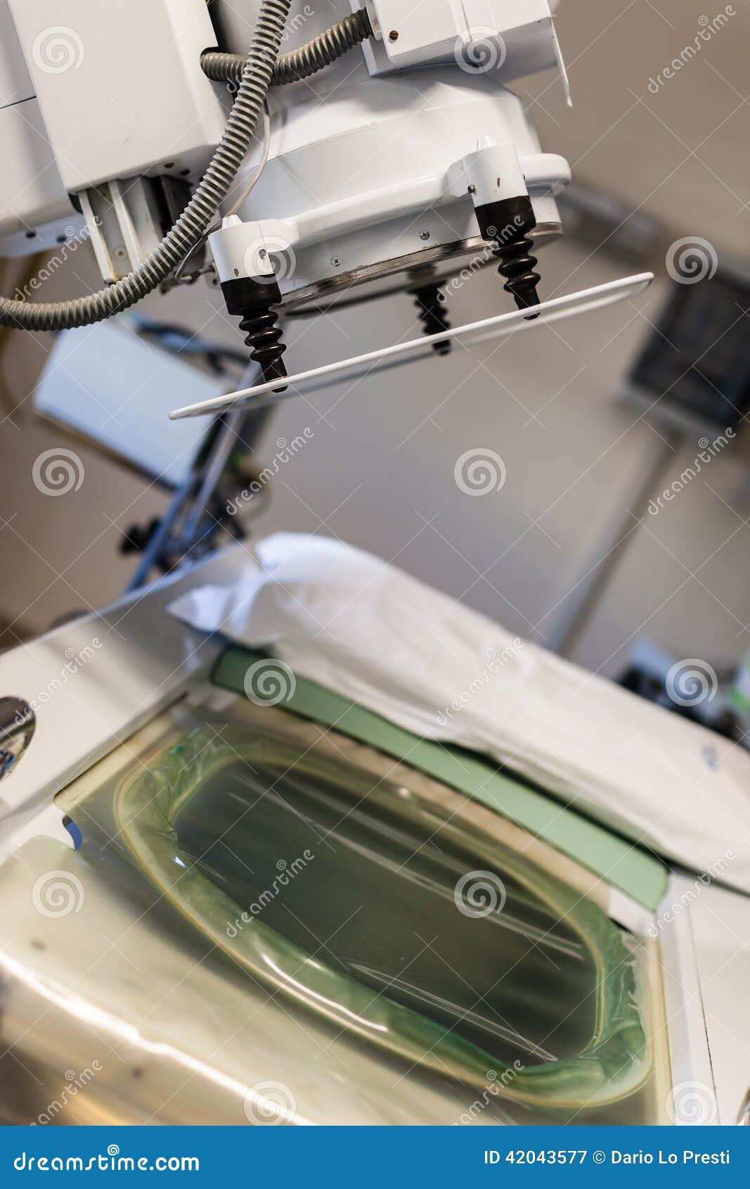 Lithotriptor machine stock image. Image of healthcare - 42043577