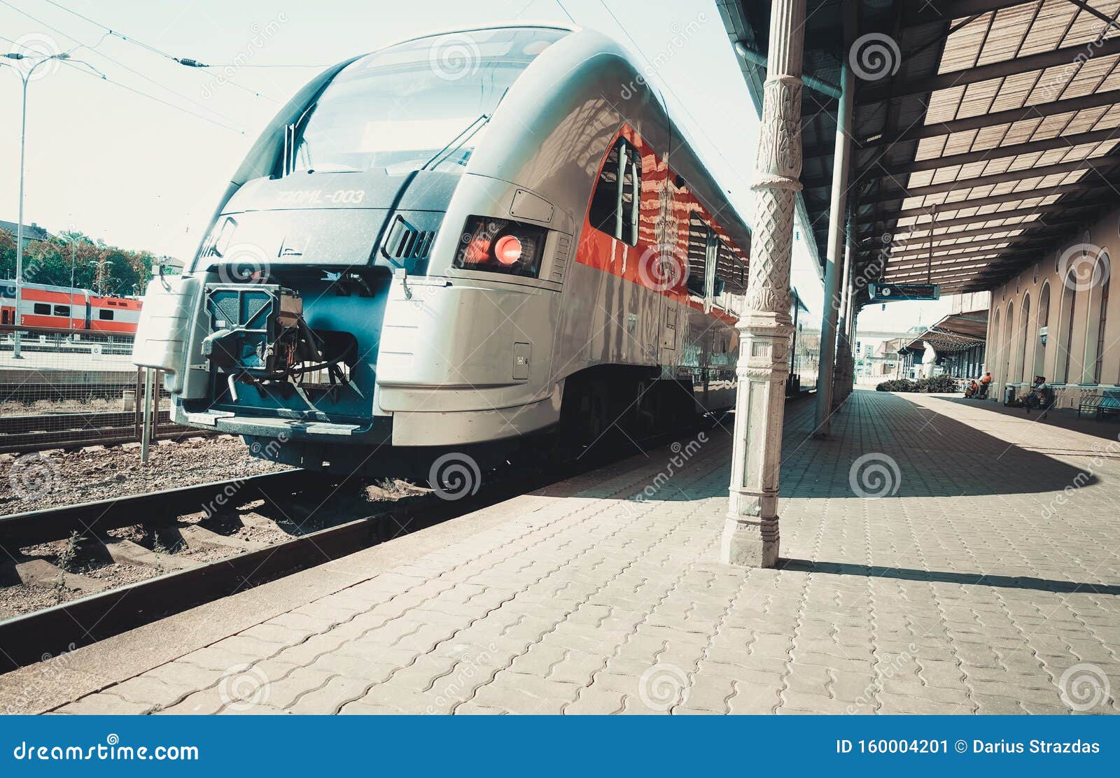 Lithuanian Railway Station, Vilnius Editorial Photo - Image of ...