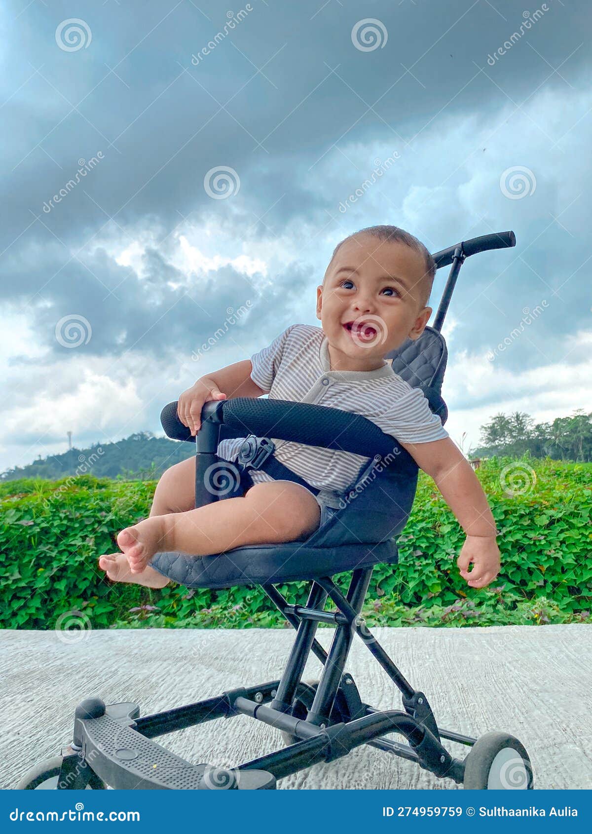 Little Baby Expression while Playing Stock Image - Image of expression ...