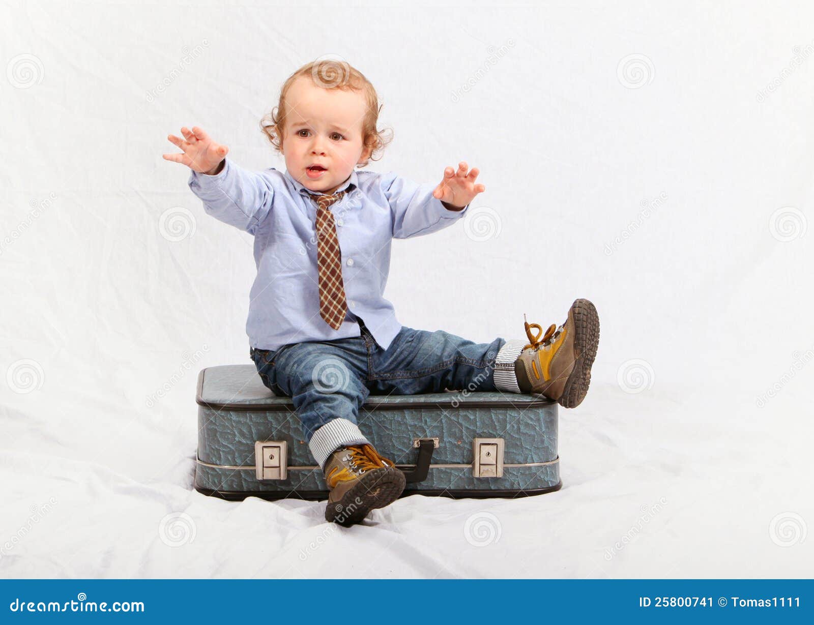 Little boy as traveler stock image. Image of positivity - 25800741