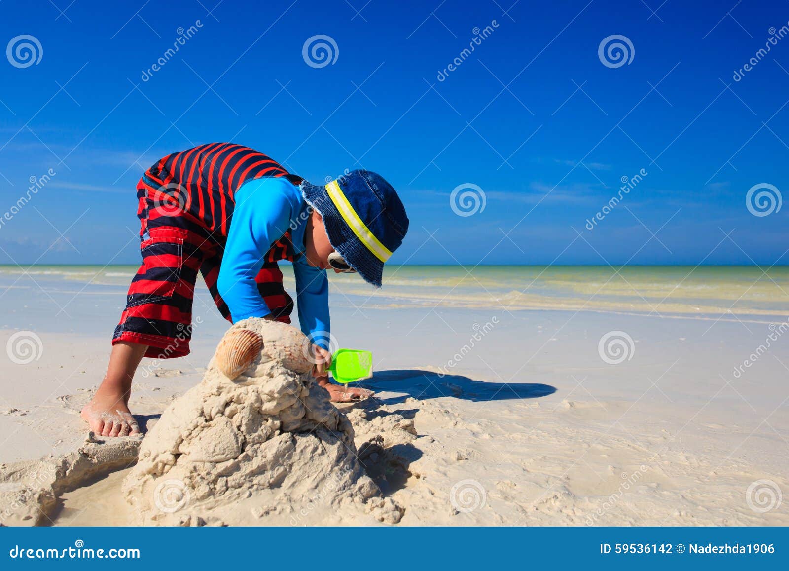 Little Boy Digging Sand on Tropical Beach Stock Photo - Image of ...